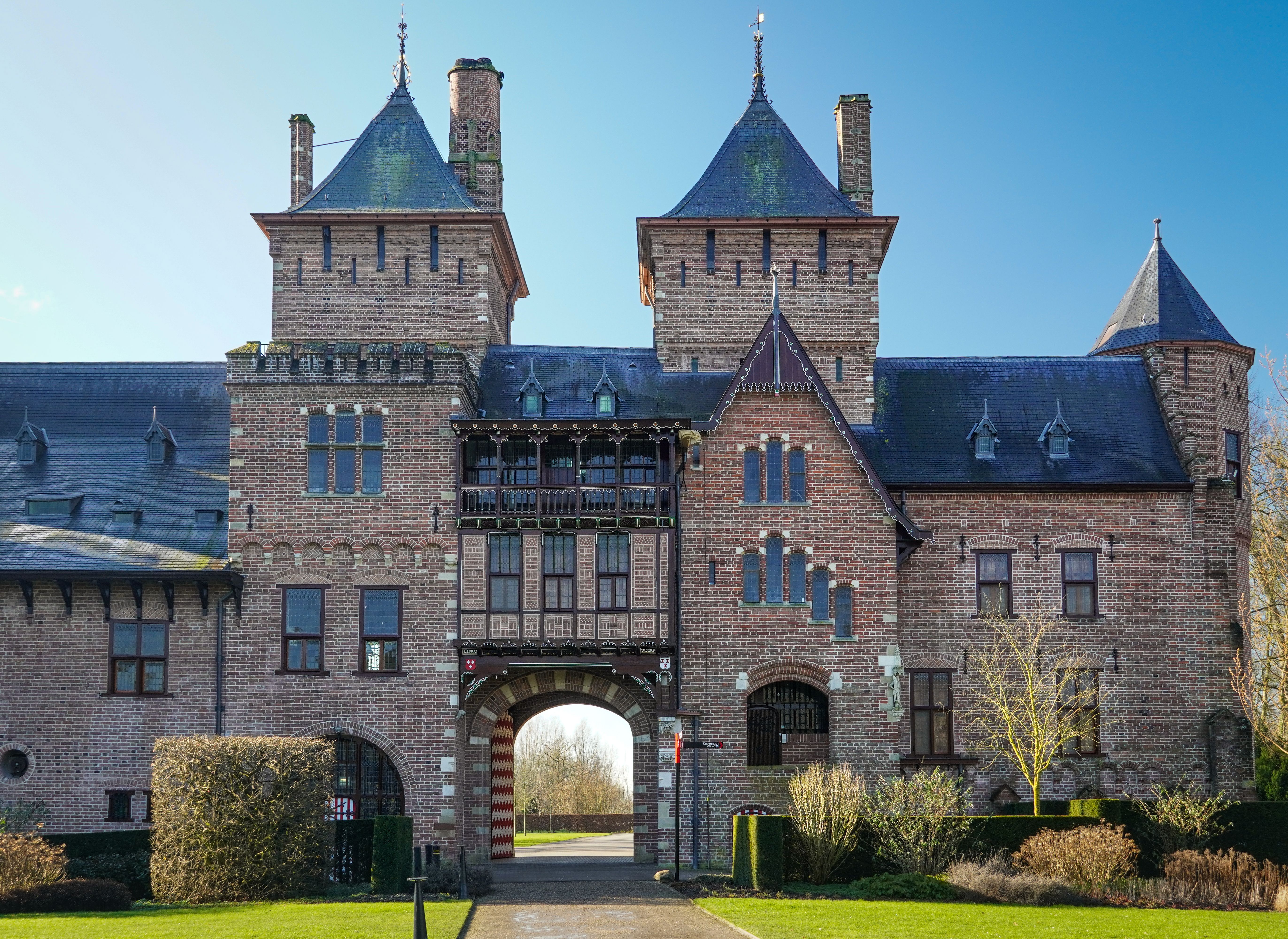 Medieval Castle Photos, Download The BEST Free Medieval Castle Stock ...