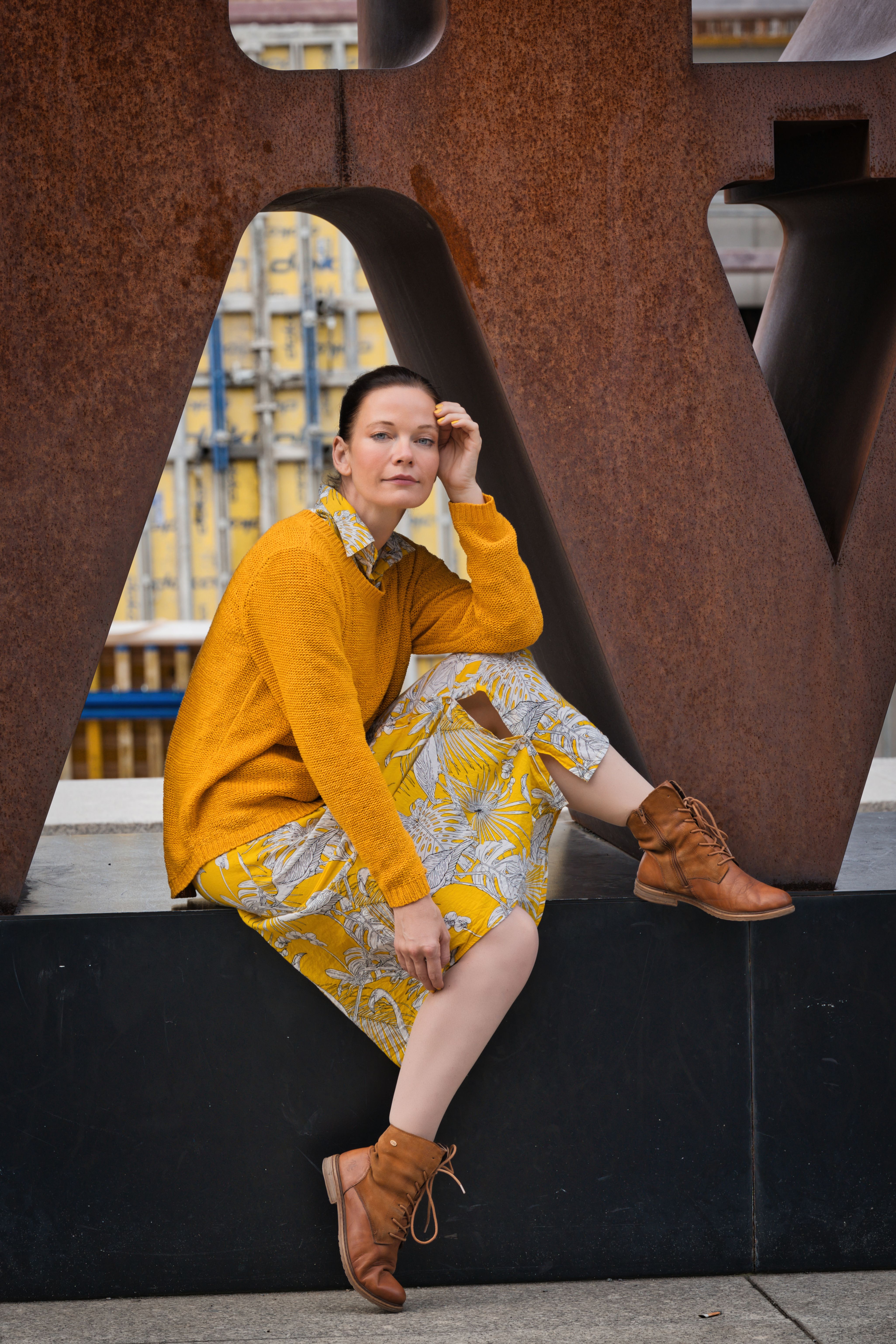 Stylish Woman in Berlin Urban Setting · Free Stock Photo
