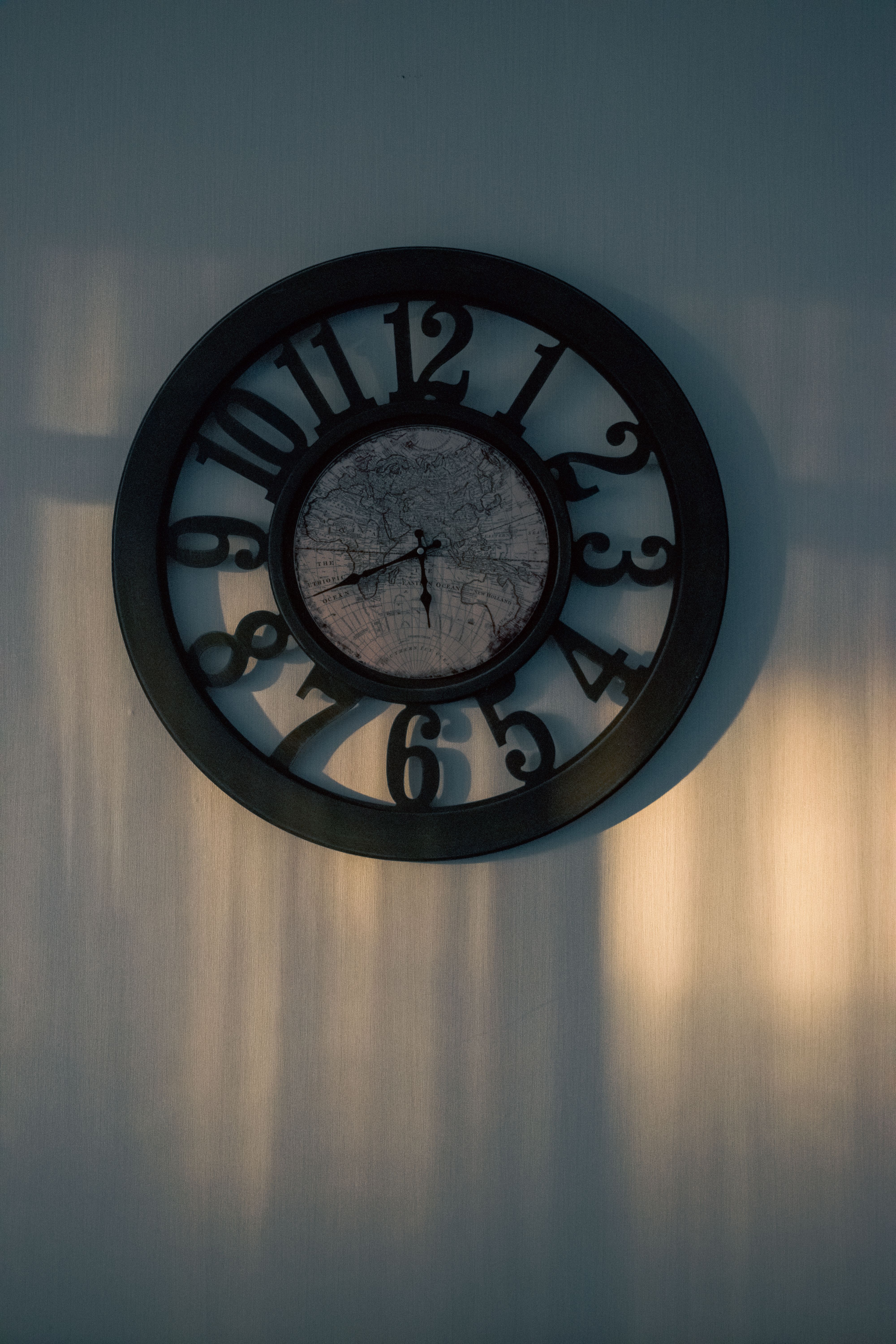 Wallpaper Clock Photos, Download The BEST Free Wallpaper Clock Stock ...