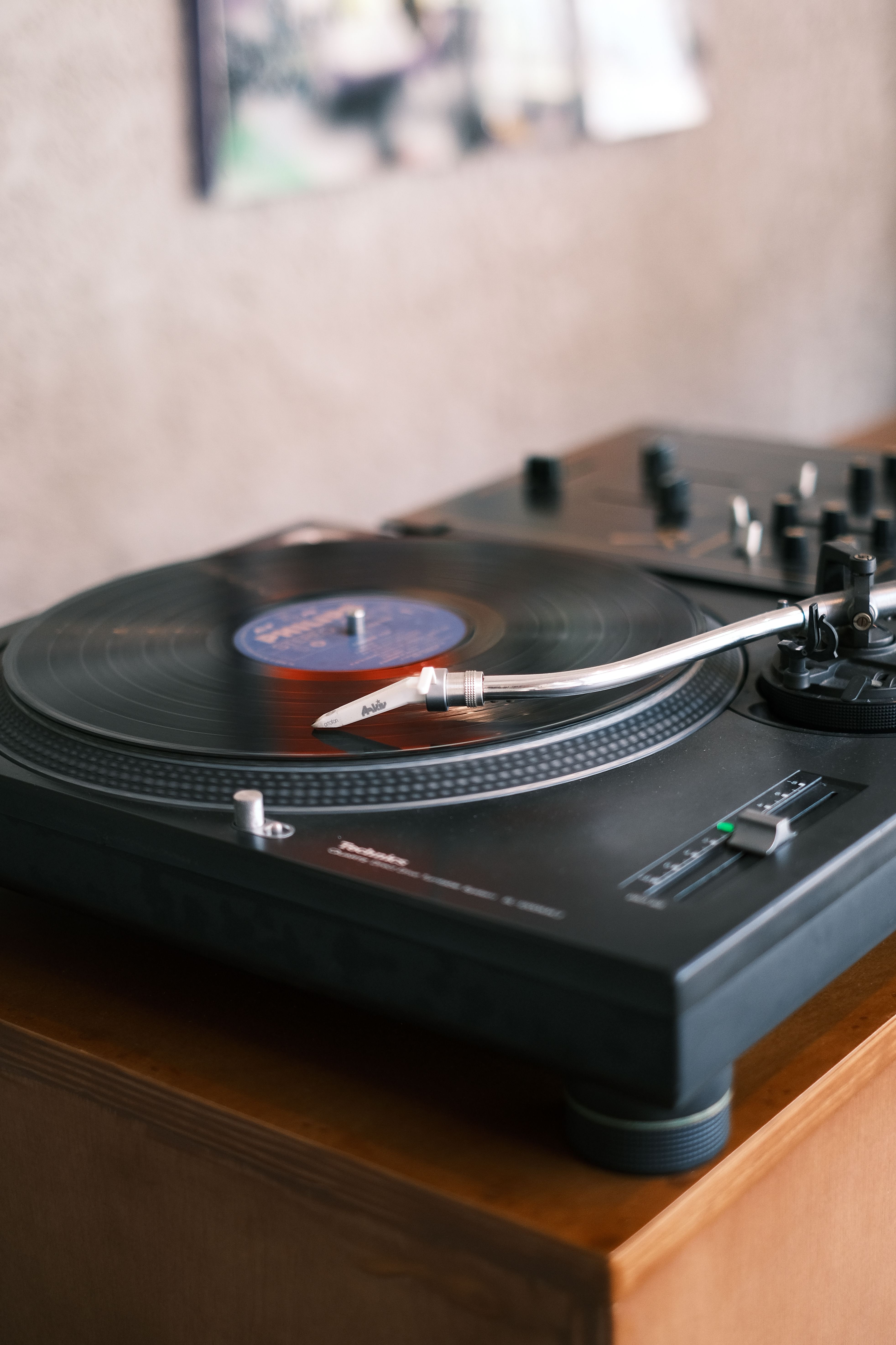 Turntable Photos, Download The BEST Free Turntable Stock Photos & HD Images