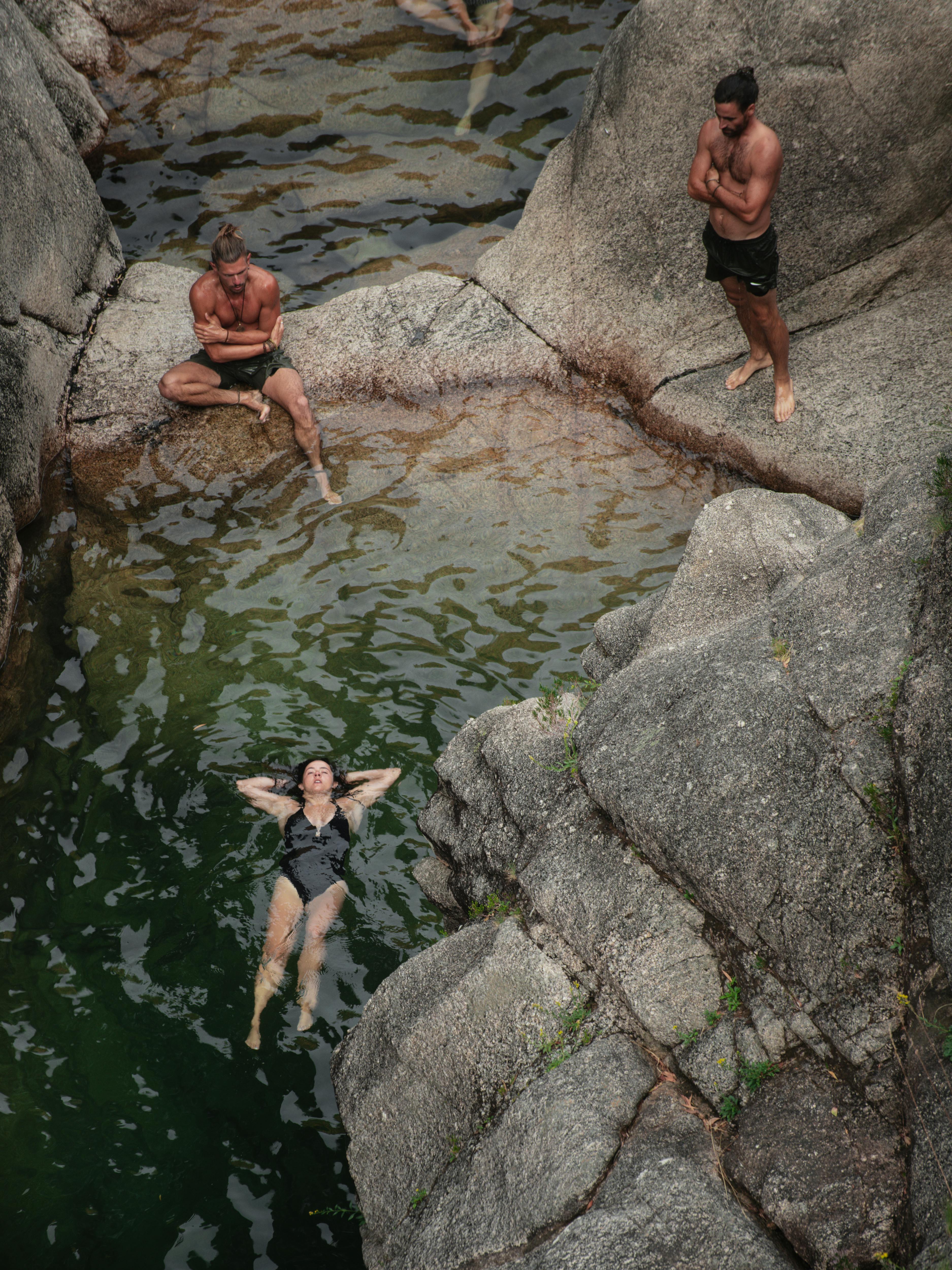 Men In Speedos Backgrounds Photos, Download The BEST Free Men In ...