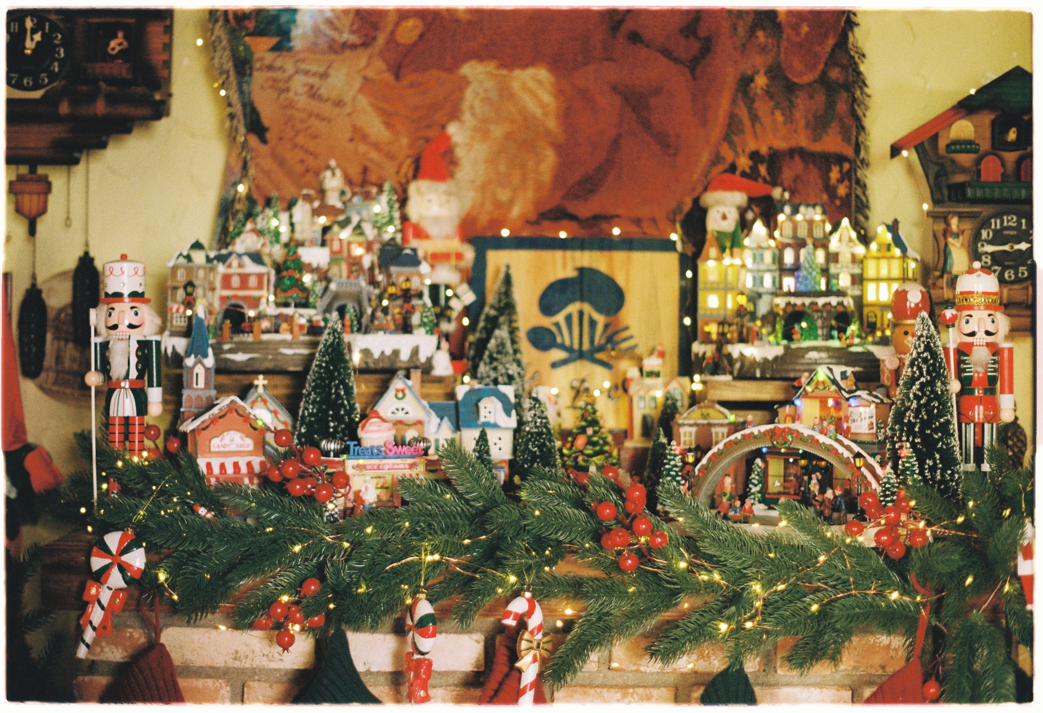 Charming Christmas Nutcracker Display Decor · Free Stock Photo