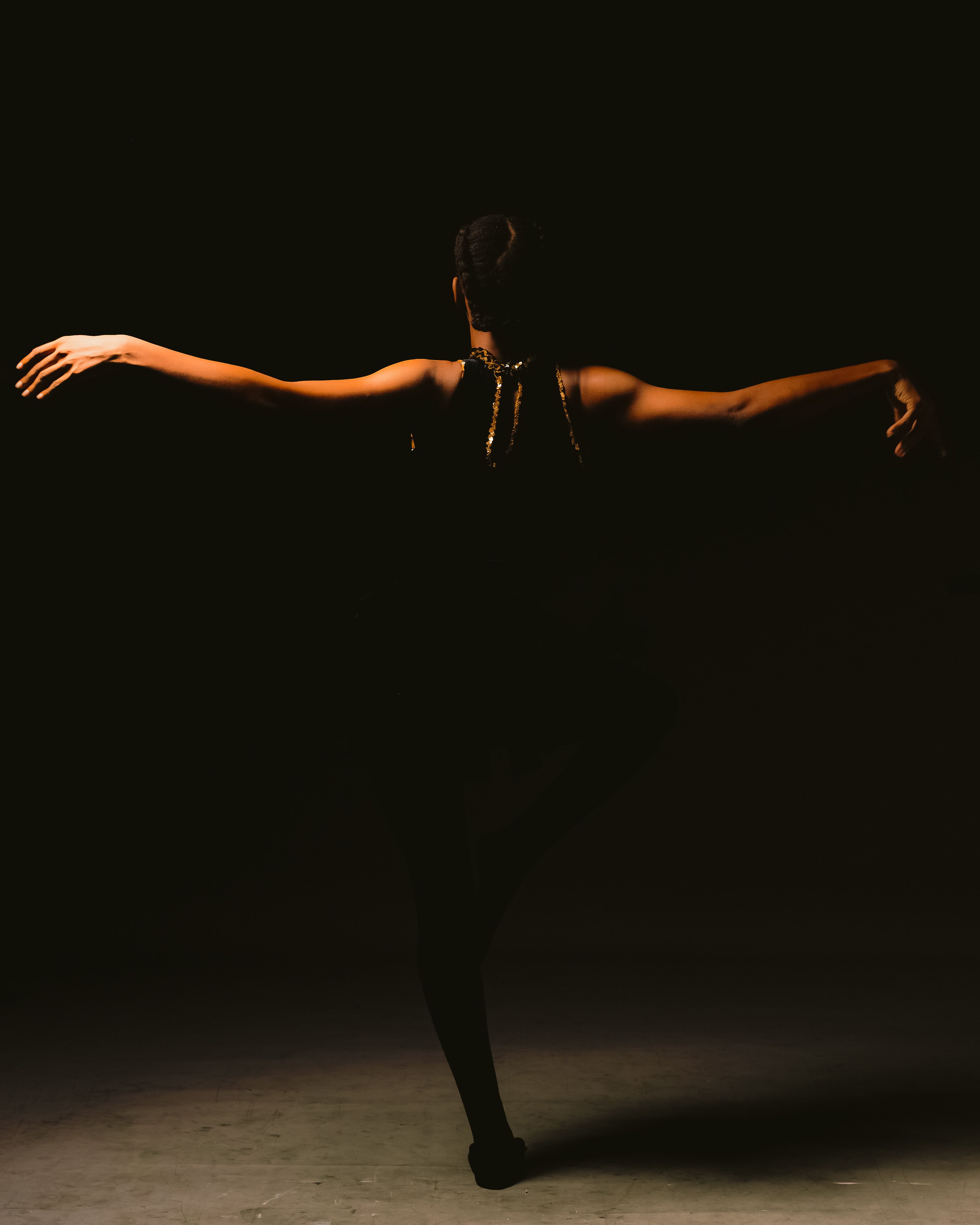 Elegant Silhouette of Dancer in Motion · Free Stock Photo