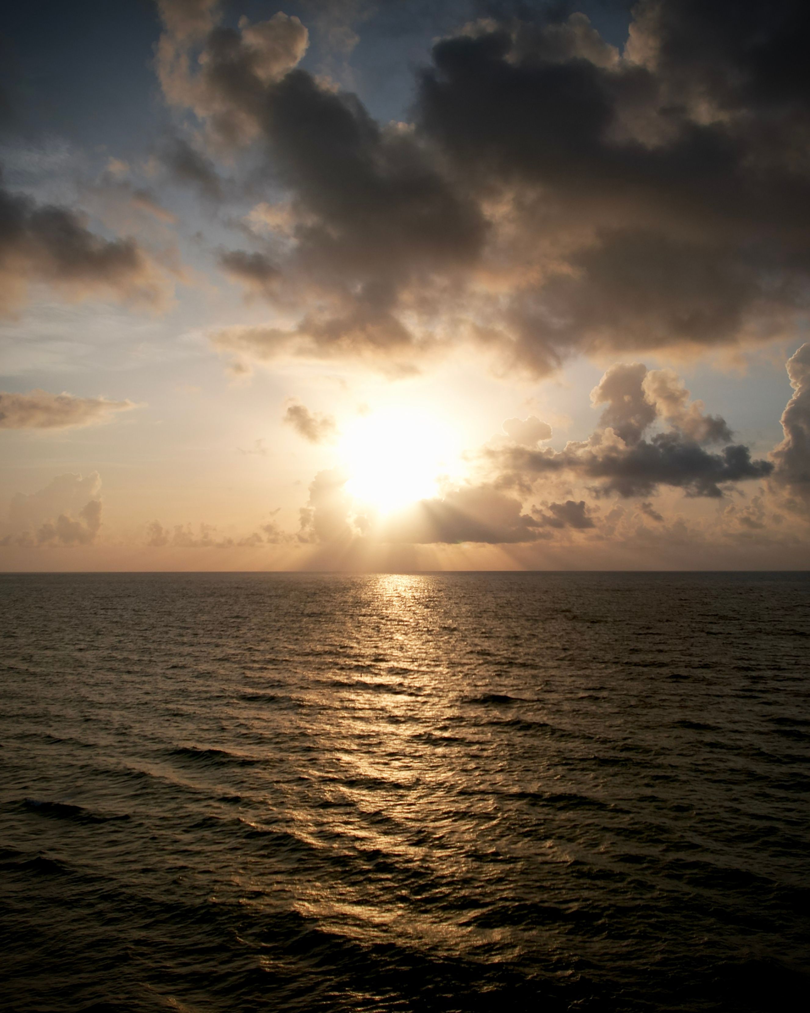 Stunning Ocean Sunset in Miami Beach · Free Stock Photo