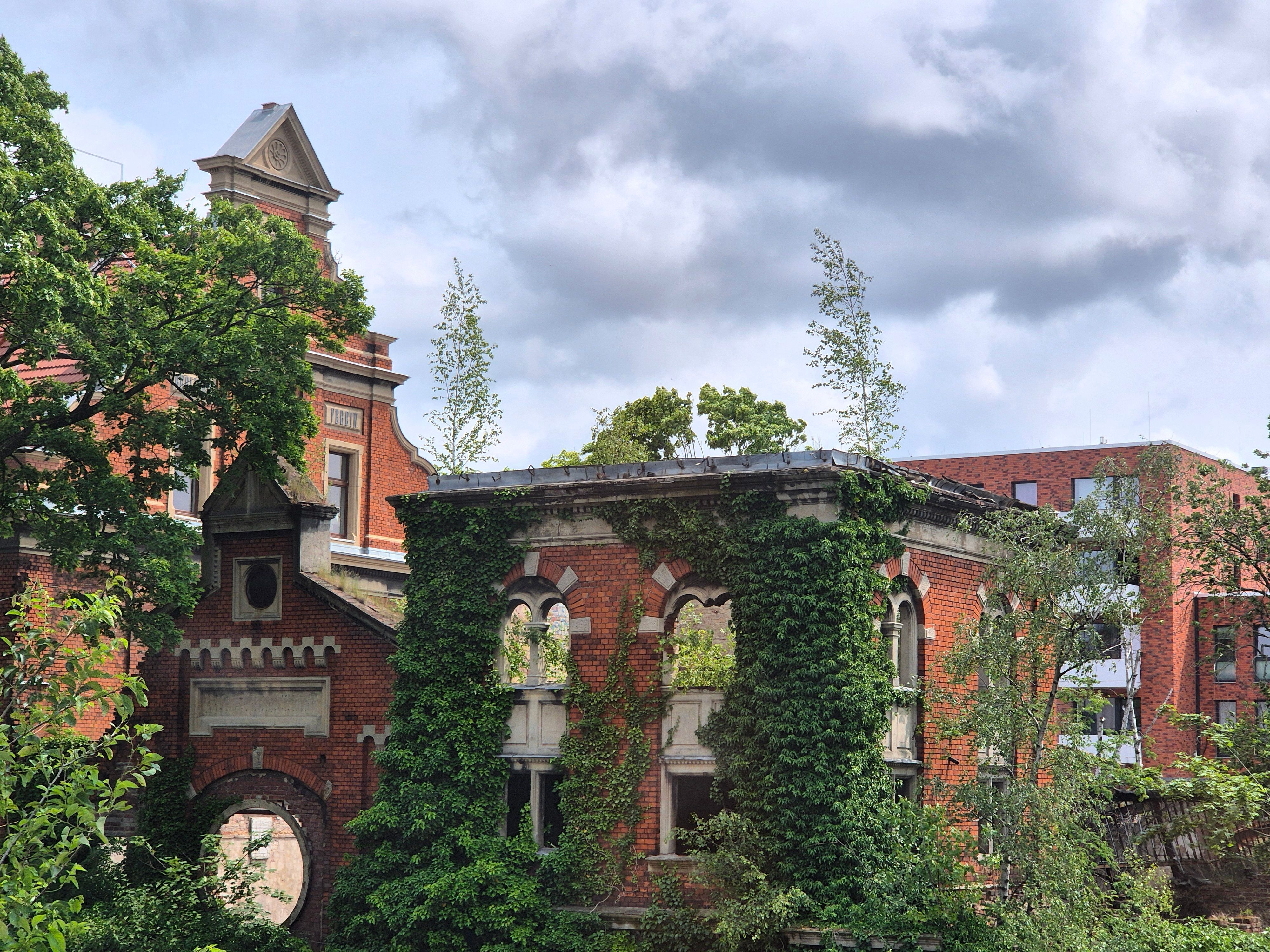 Old Beautiful Building Photos, Download The BEST Free Old Beautiful ...