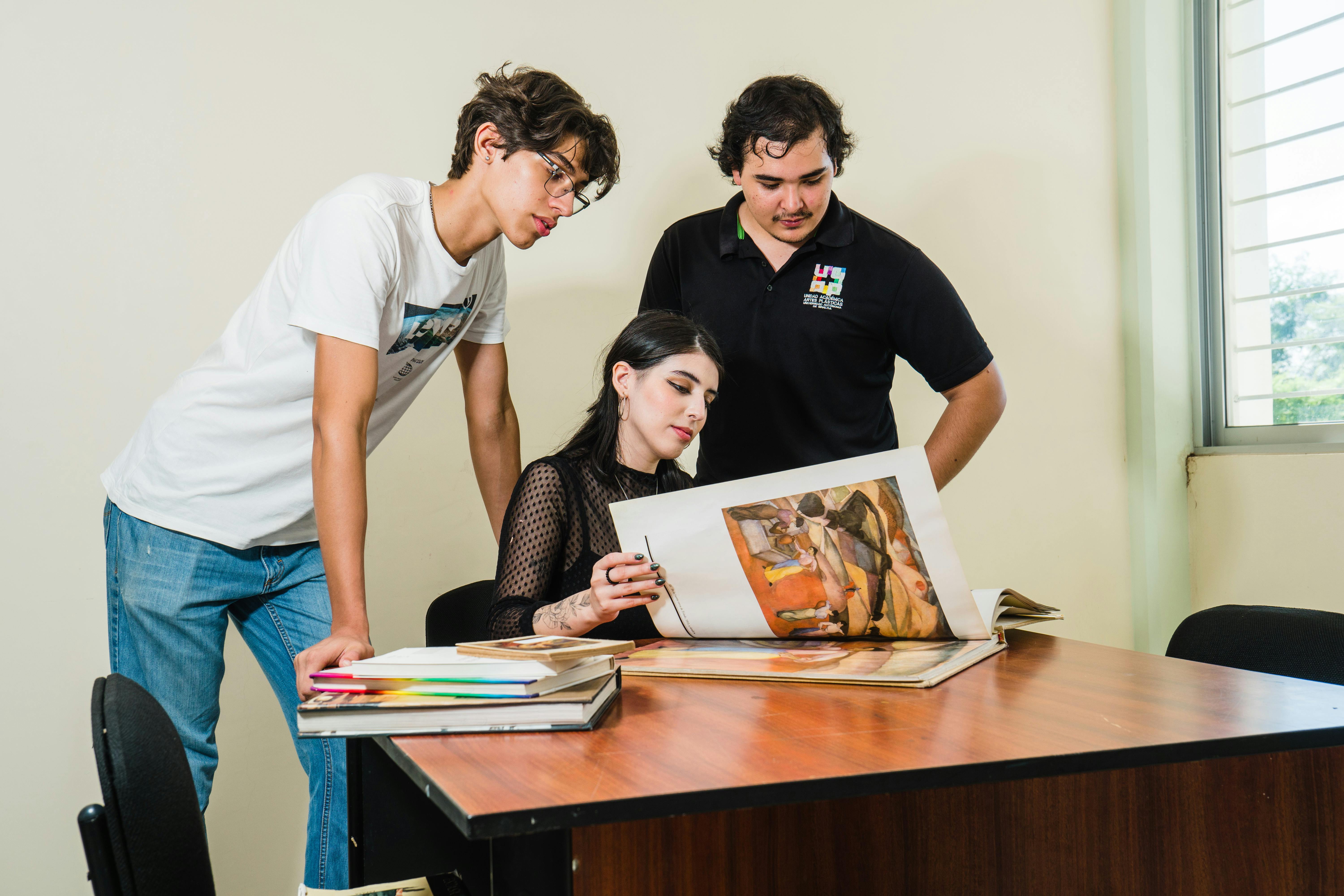 Classroom Pic Photos, Download The BEST Free Classroom Pic Stock Photos ...