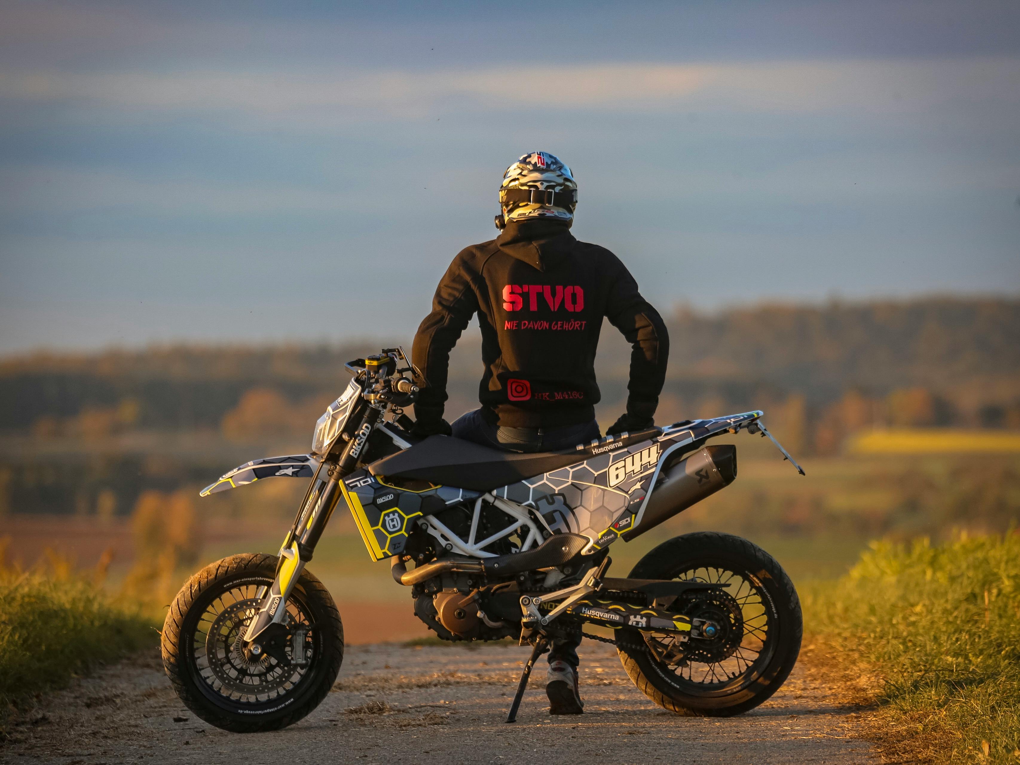 Autumn 3 Photos & Videos Collected by Tim Nullmeier