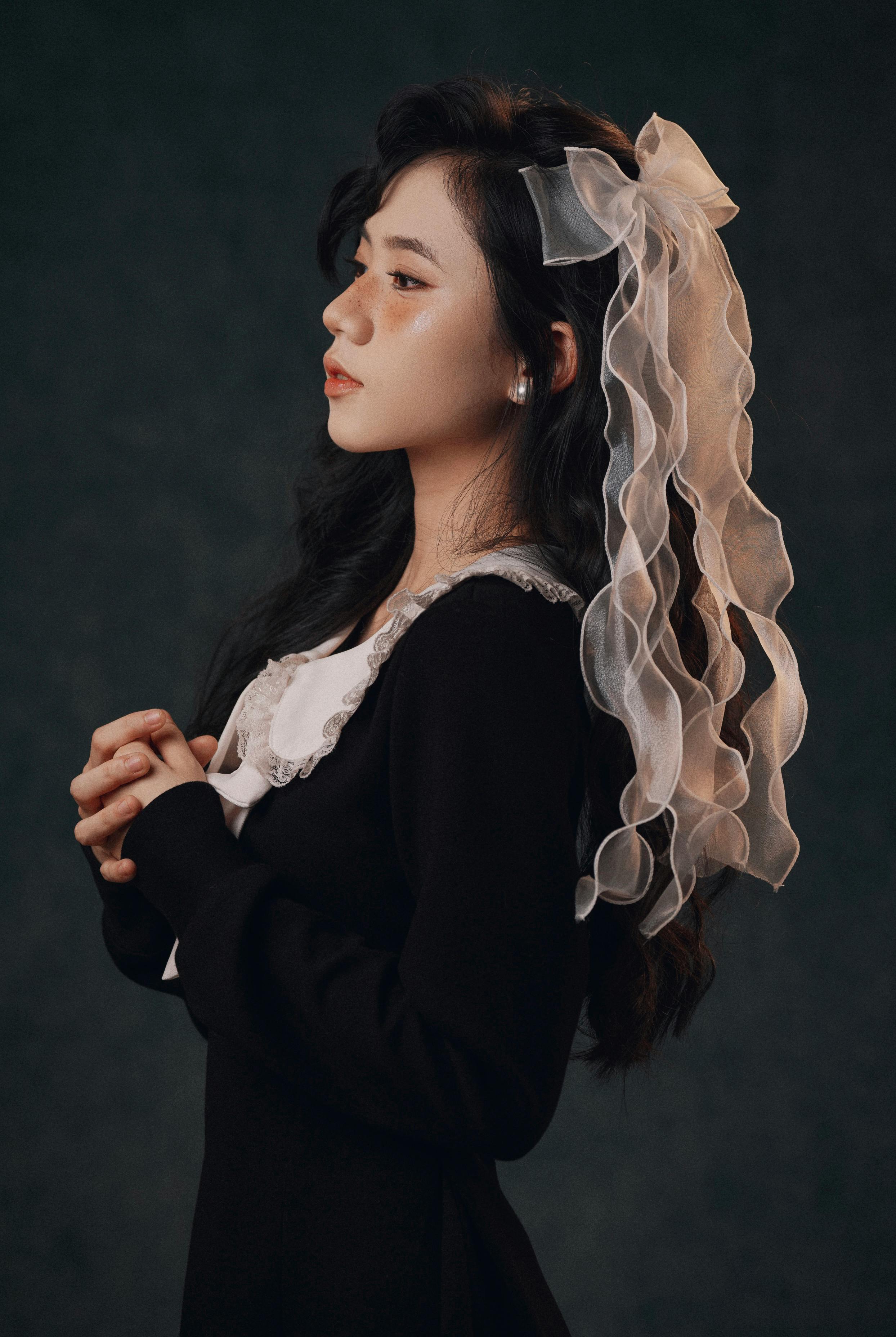 Poses Photos, Download The BEST Free Poses Stock Photos & HD Images