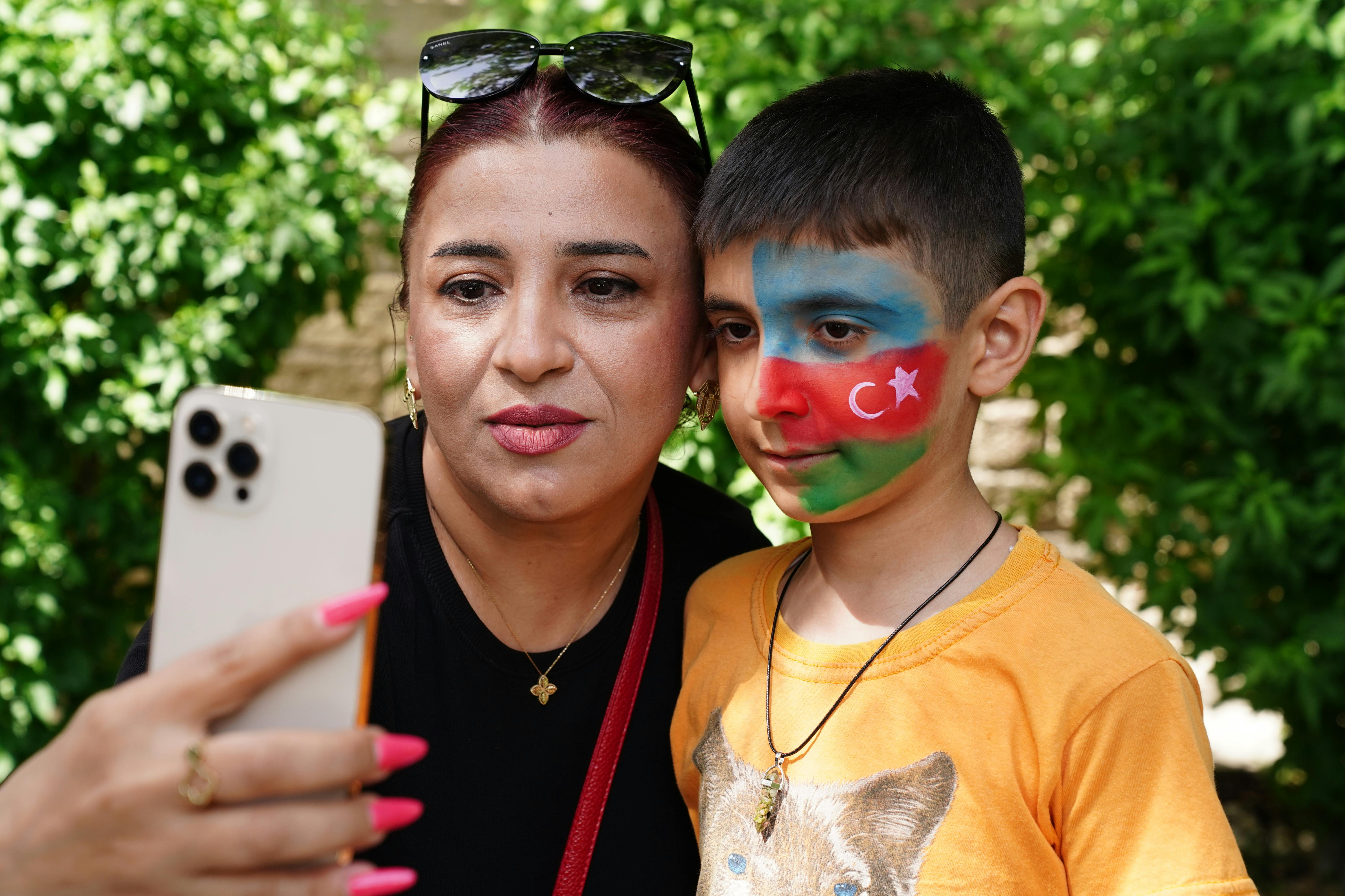 Lonely+Tree+At+Tossa+De+Mar+On+Sunrise Photos, Download The BEST Free ...