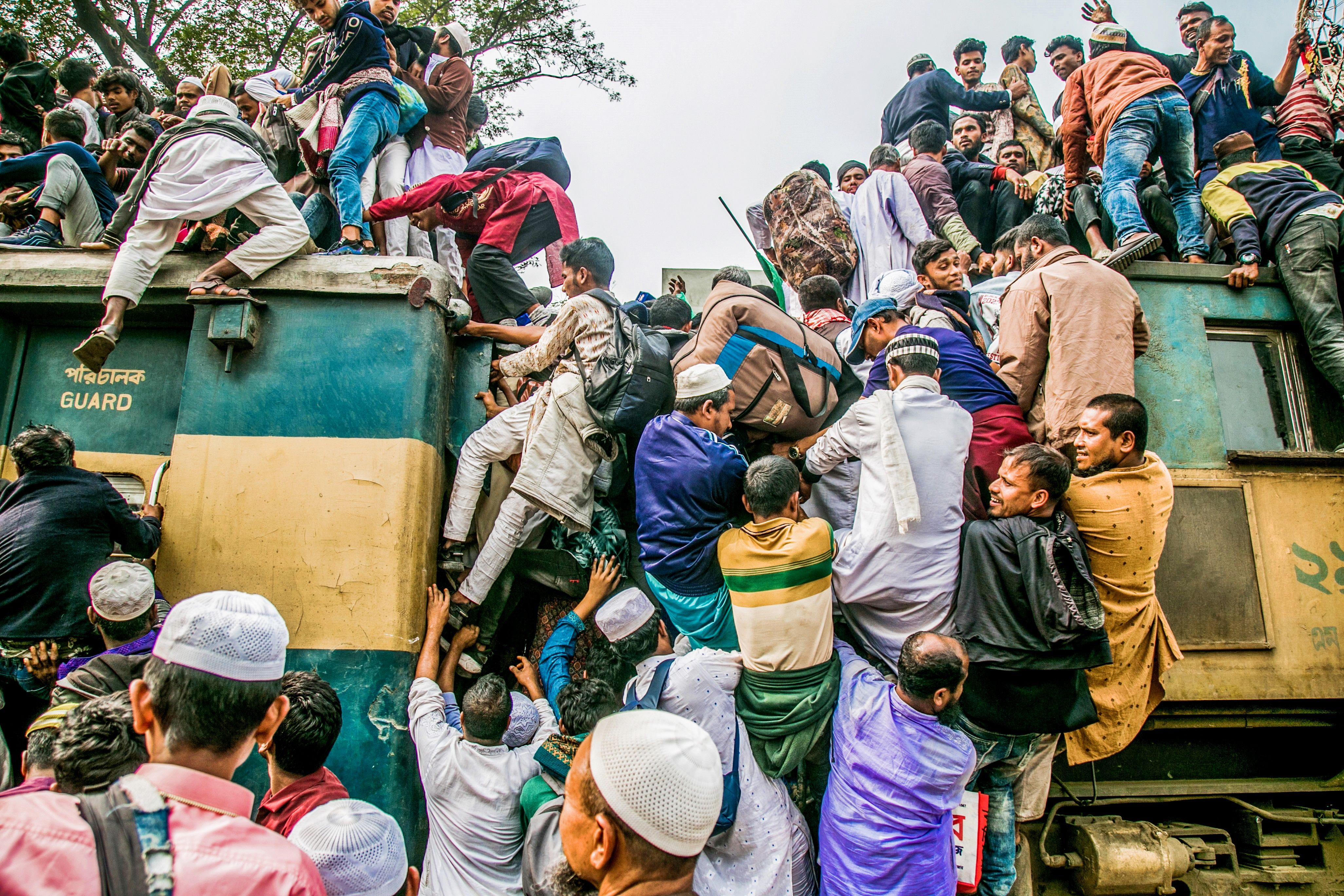 Crowded Train Journey Scene in Bangladesh · Free Stock Photo