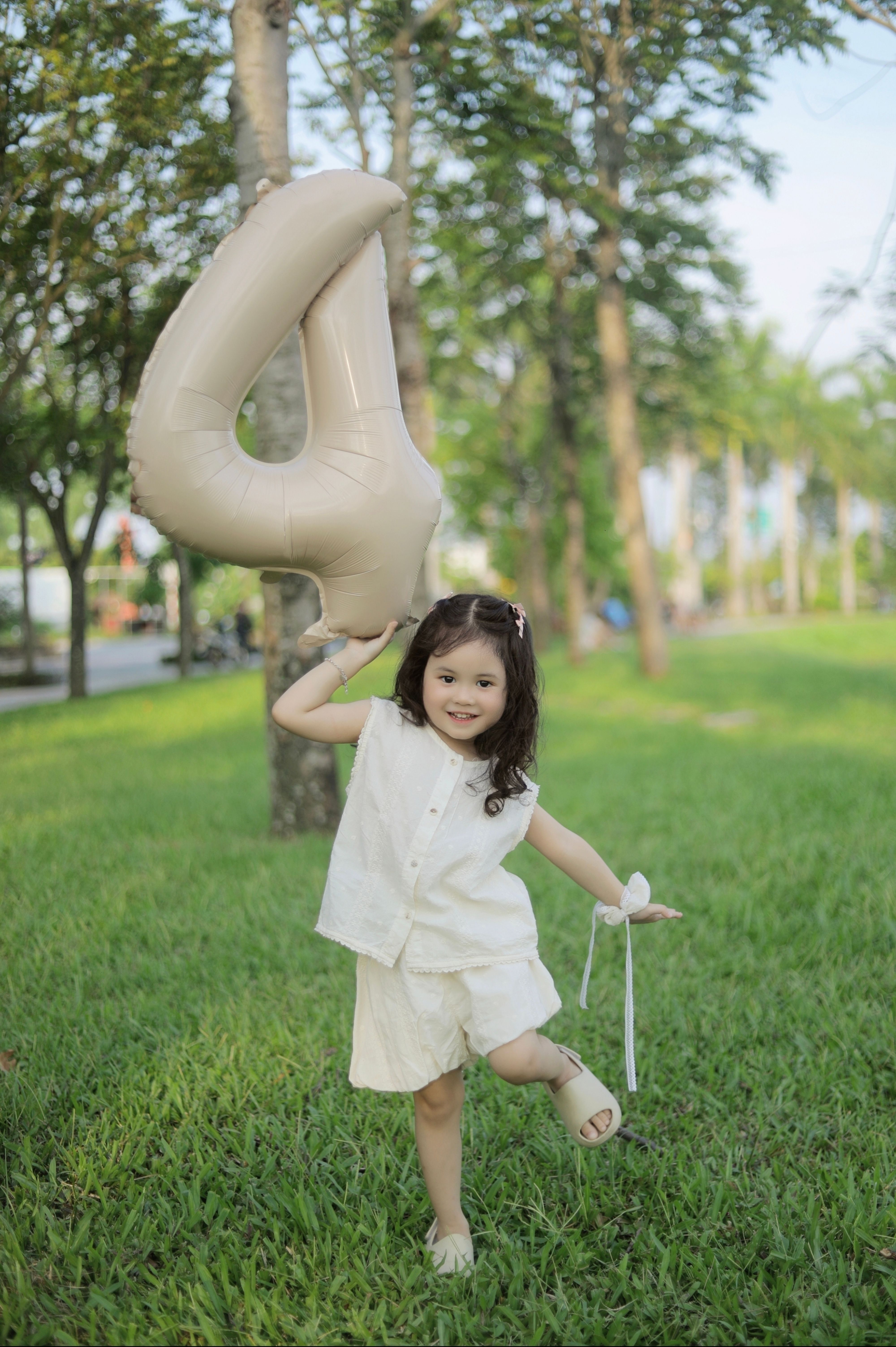 4 Year Old Girl Photos, Download The BEST Free 4 Year Old Girl Stock ...