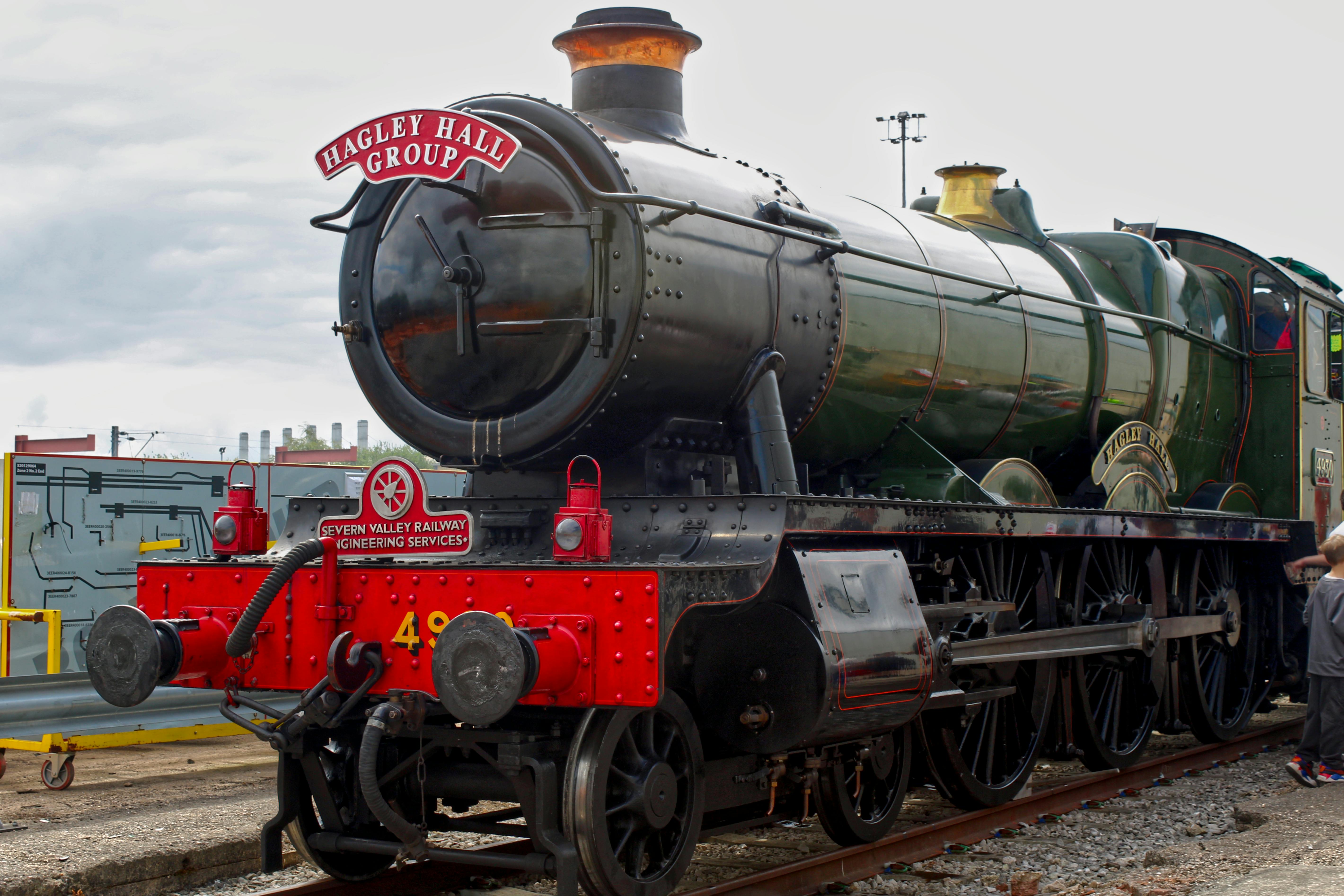 Hagley Hall Steam Locomotive at Severn Valley Railway · Free Stock Photo