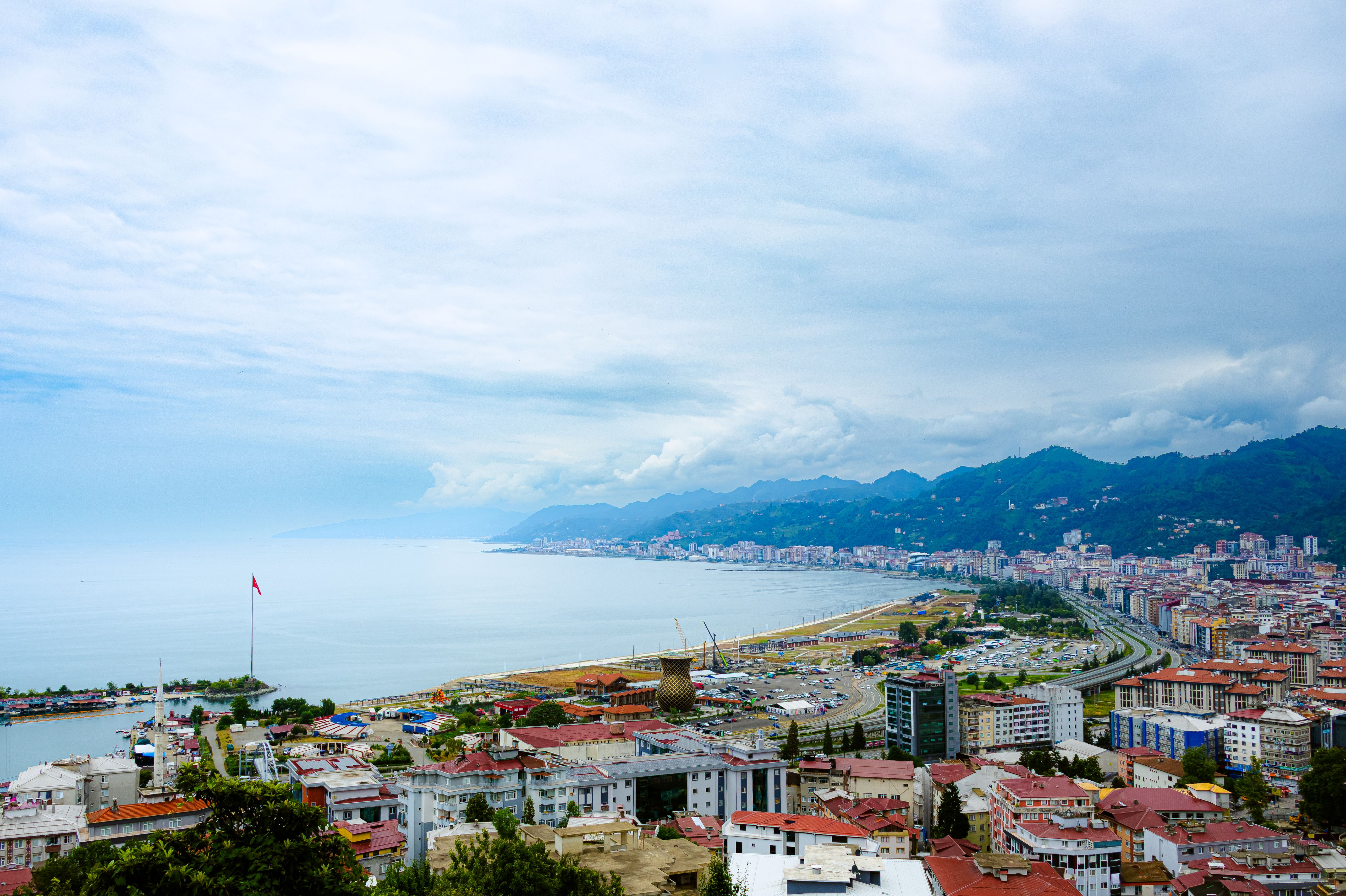 Scenic Coastal View of Rize City, Türkiye · Free Stock Photo