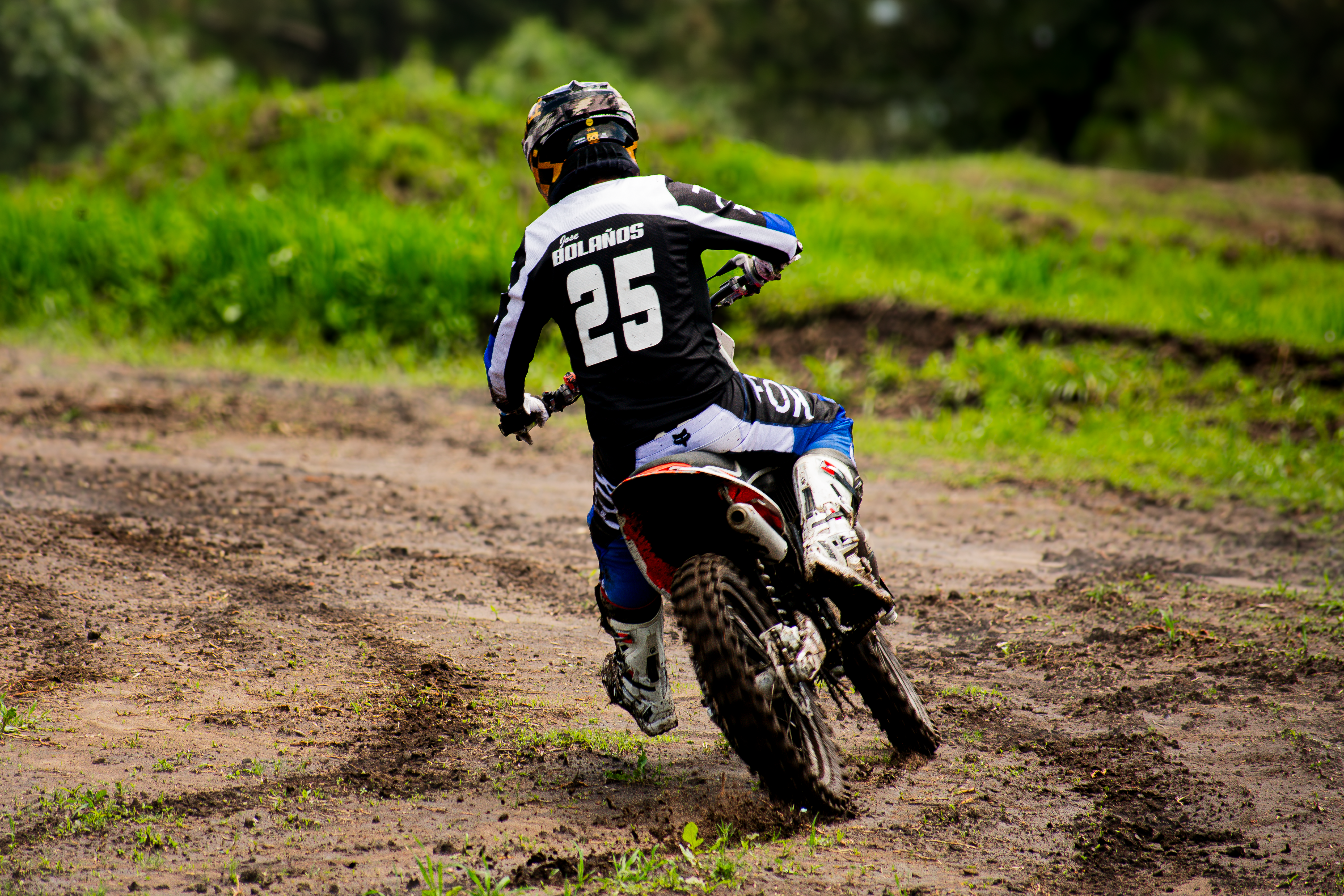 Dynamic Motocross Action in Mexico · Free Stock Photo