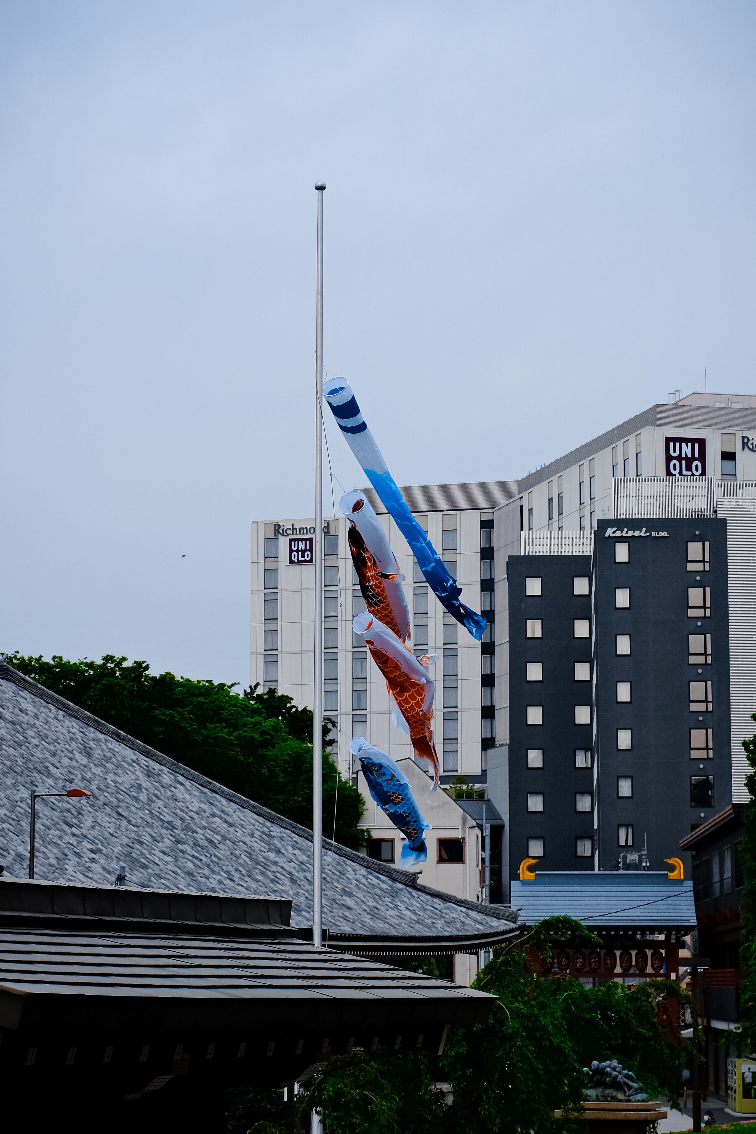 Uniqlo Building Photos, Download The BEST Free Uniqlo Building Stock ...