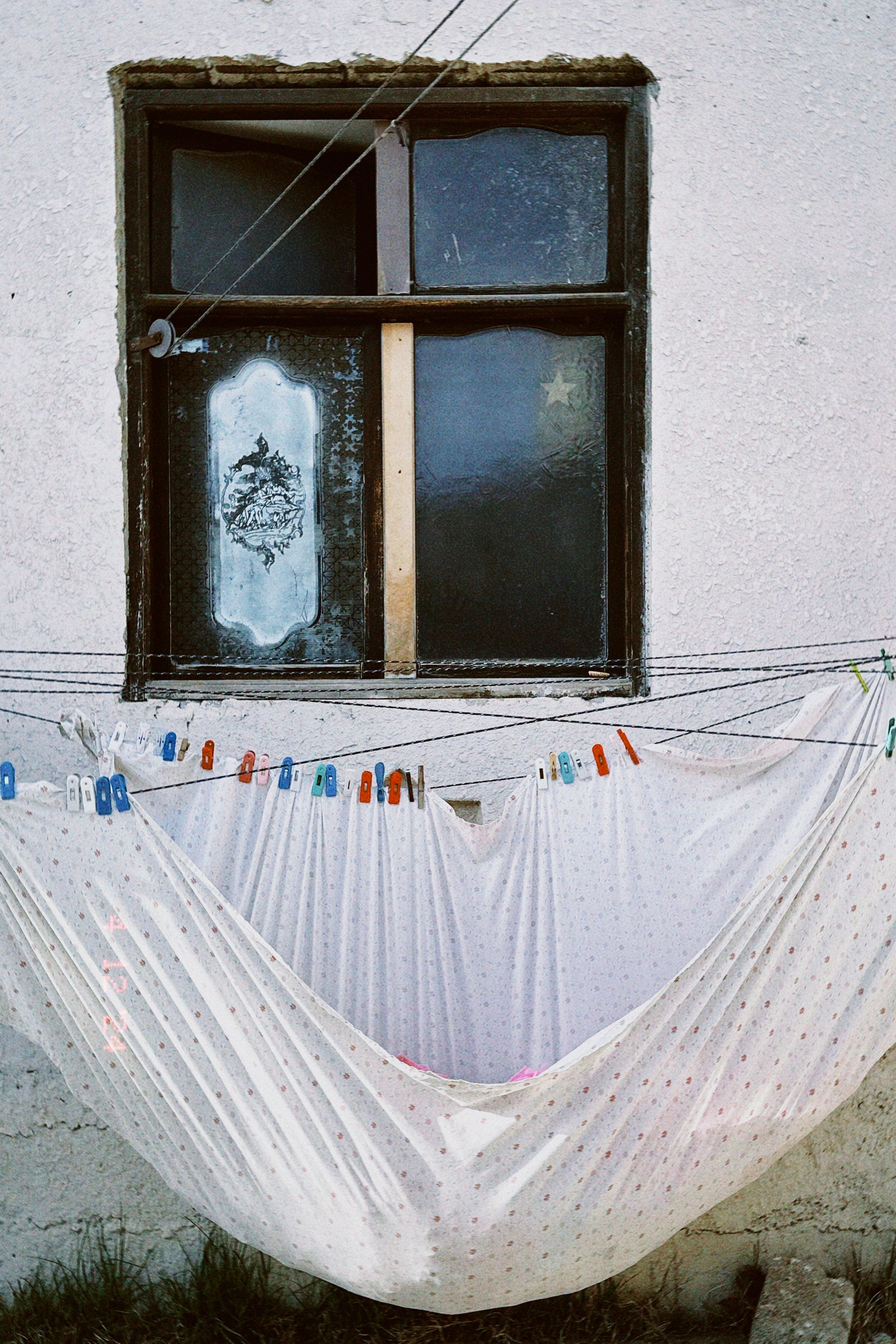 Laundry Walls Photos, Download The BEST Free Laundry Walls Stock Photos ...
