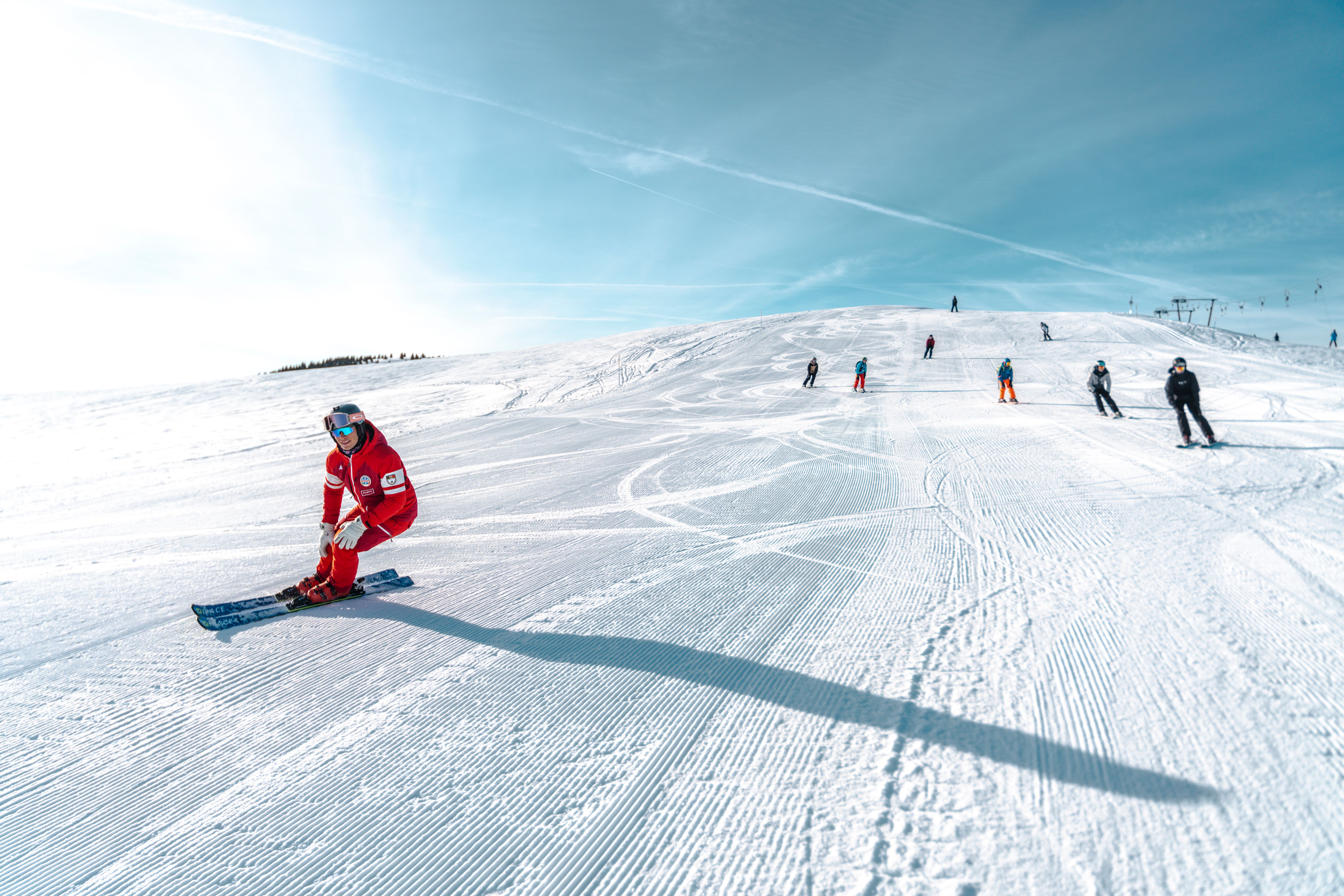 Skiing Adventure in Lombardia's Snowy Slopes · Free Stock Photo