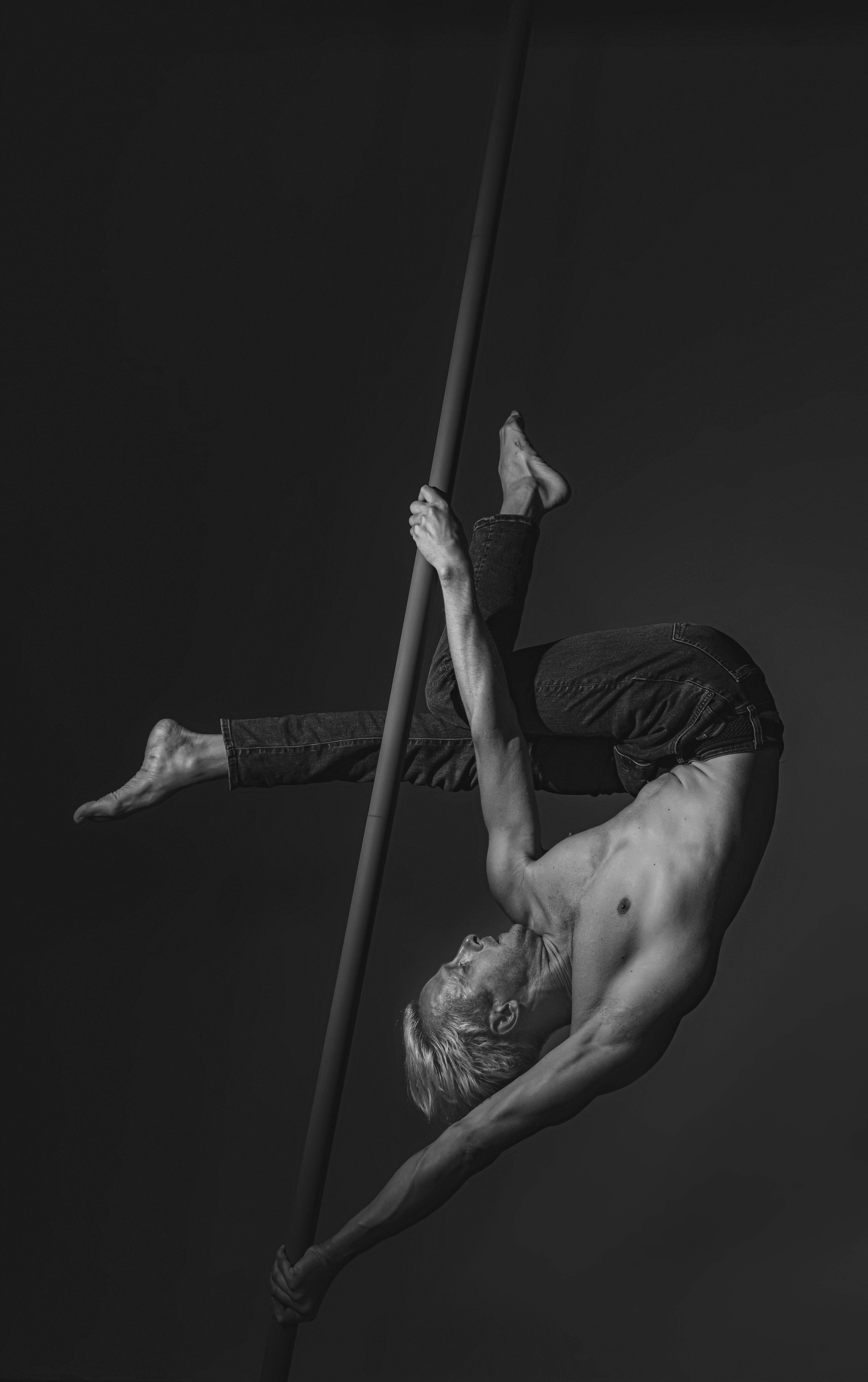Pole Dance Photos, Download The BEST Free Pole Dance Stock Photos & HD ...