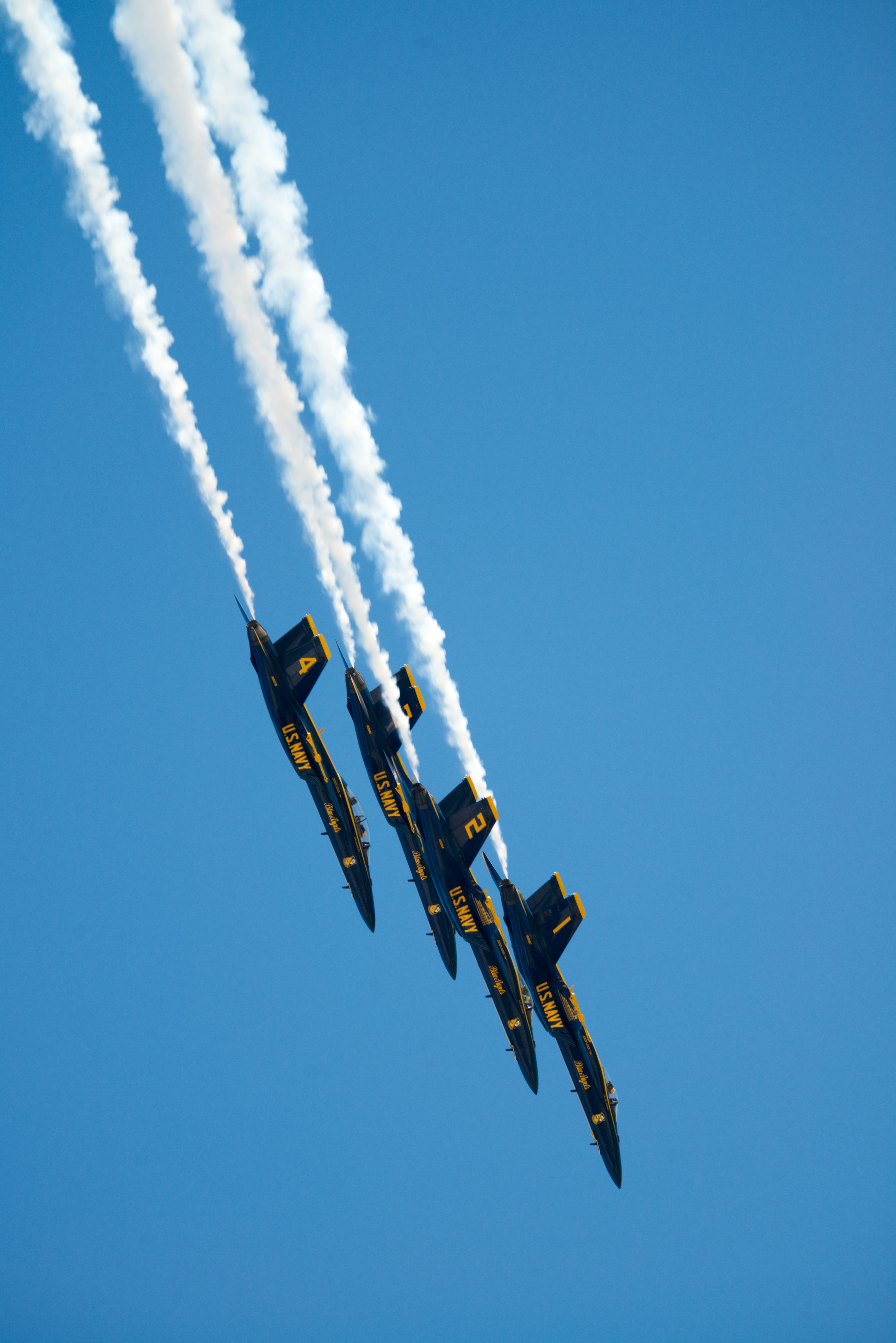 US Navy Blue Angels Aerial Formation Performance · Free Stock Photo