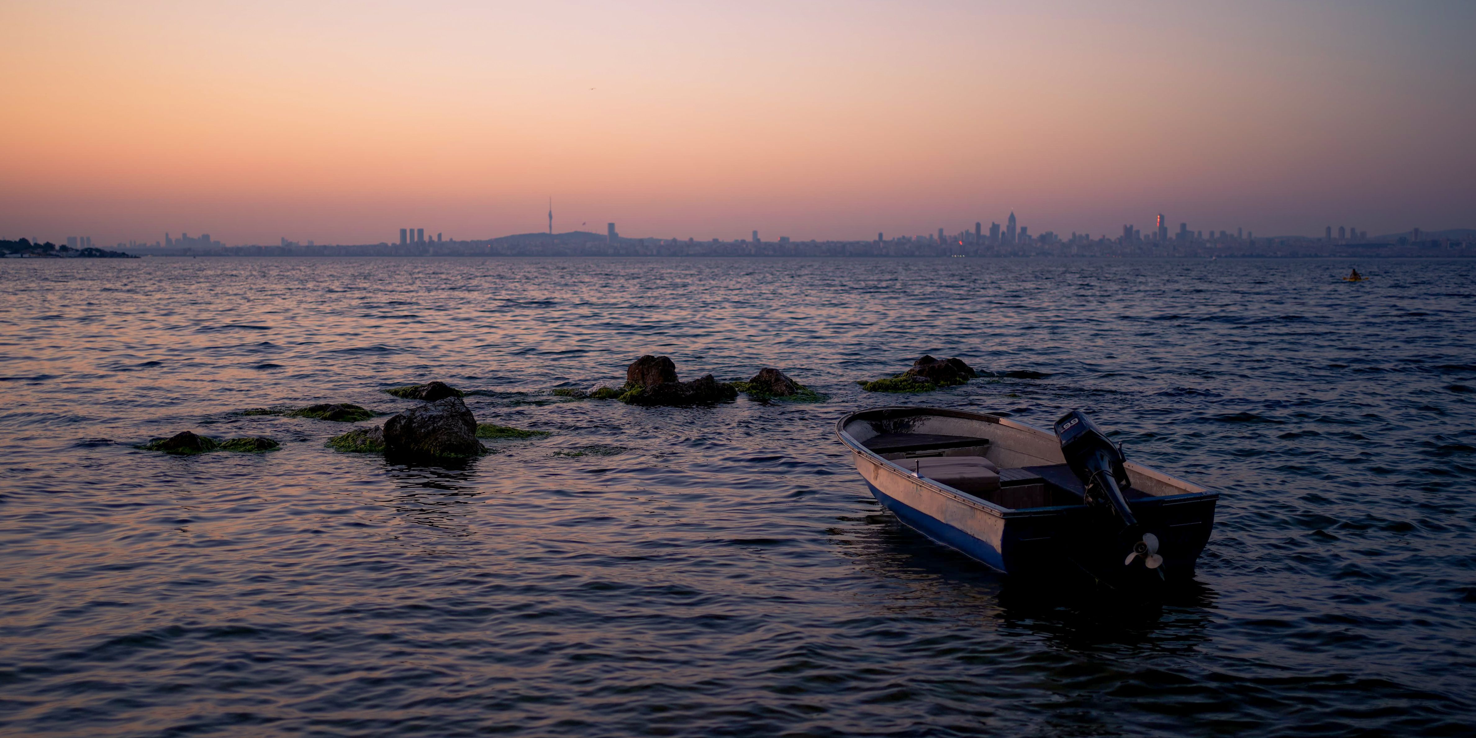 Blue Hour Photos, Download The BEST Free Blue Hour Stock Photos & HD Images