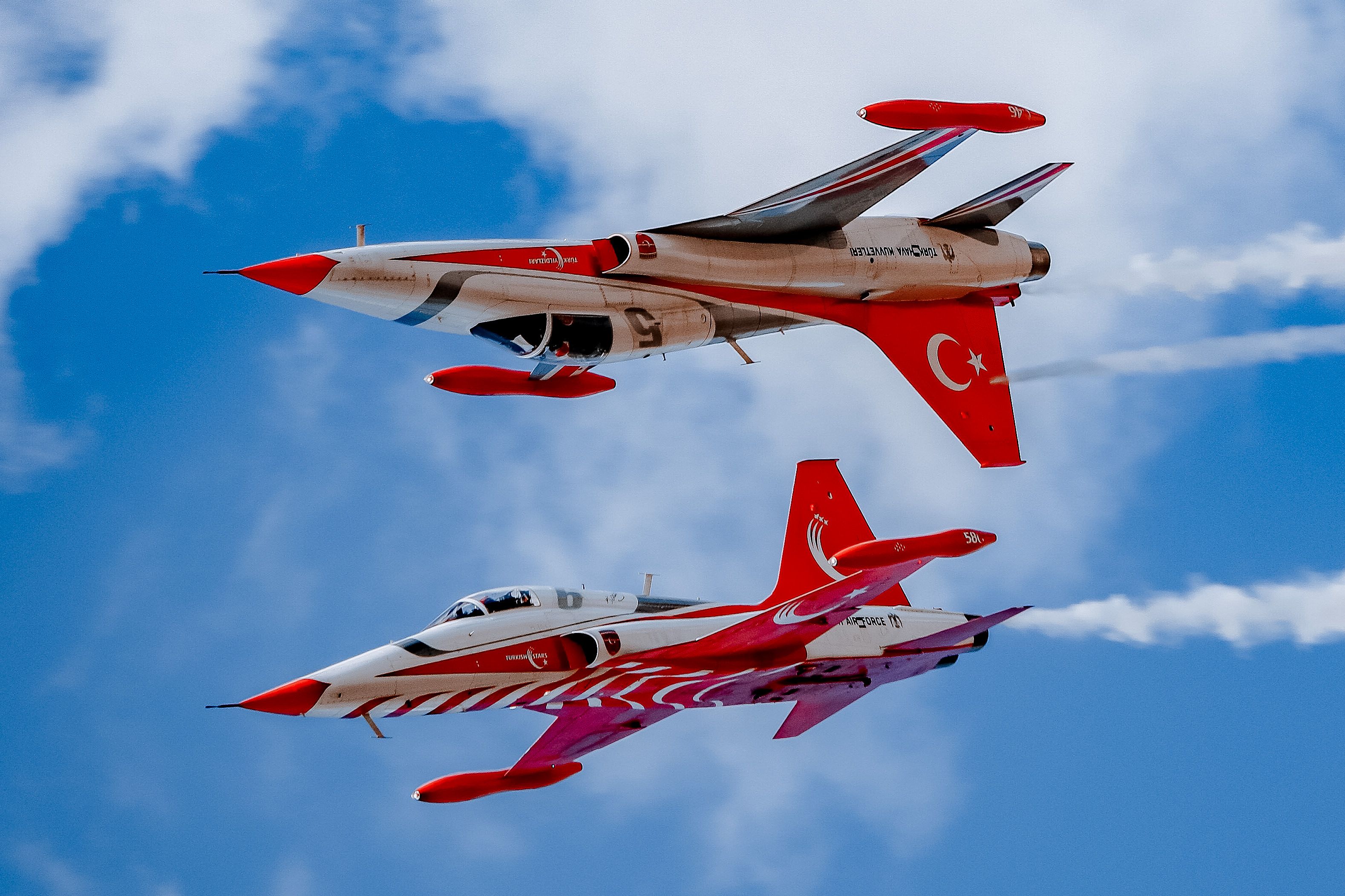Turkish Air Force Jets in Stunning Aerial Display · Free Stock Photo