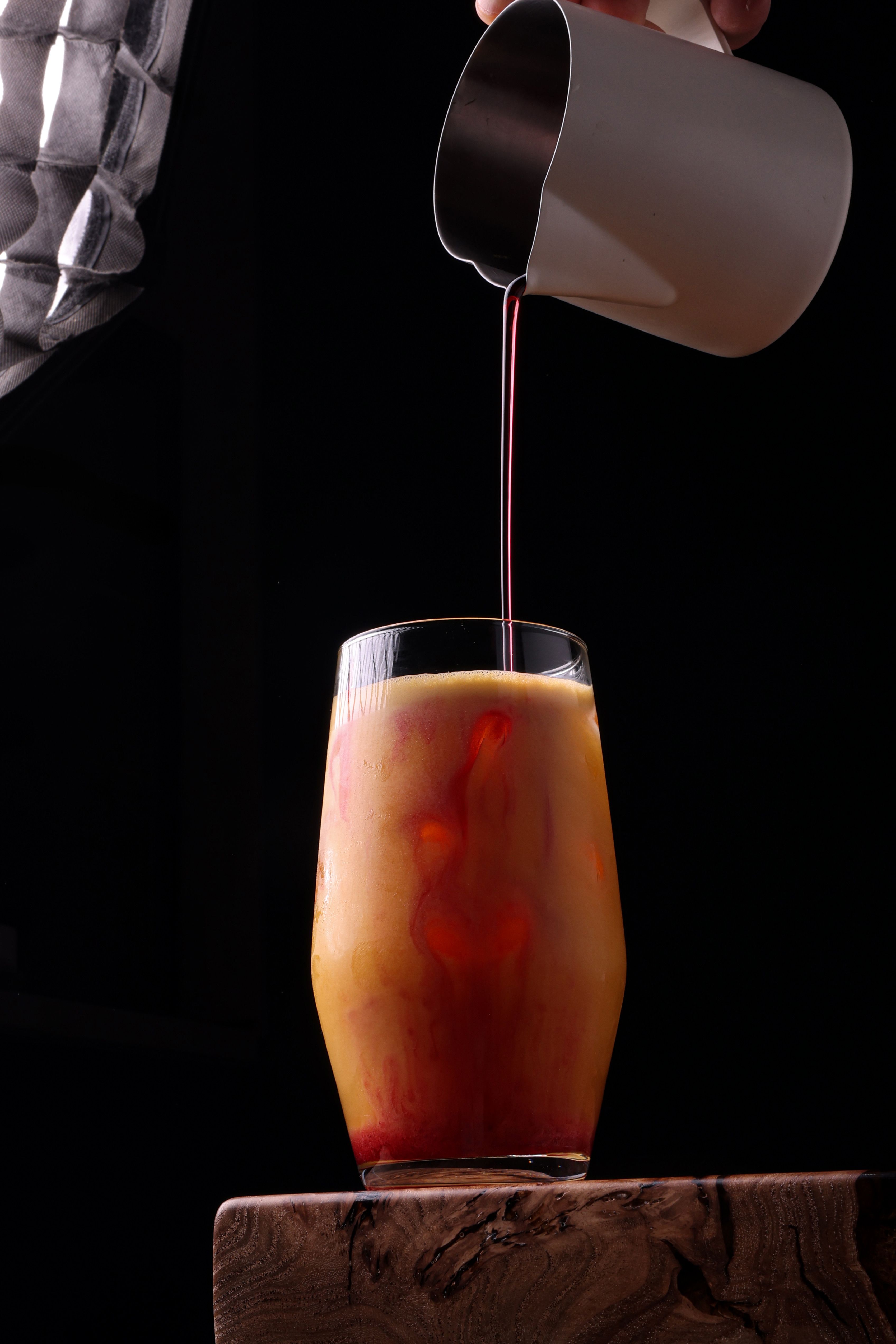 Manual Pouring Photos, Download The BEST Free Manual Pouring Stock ...