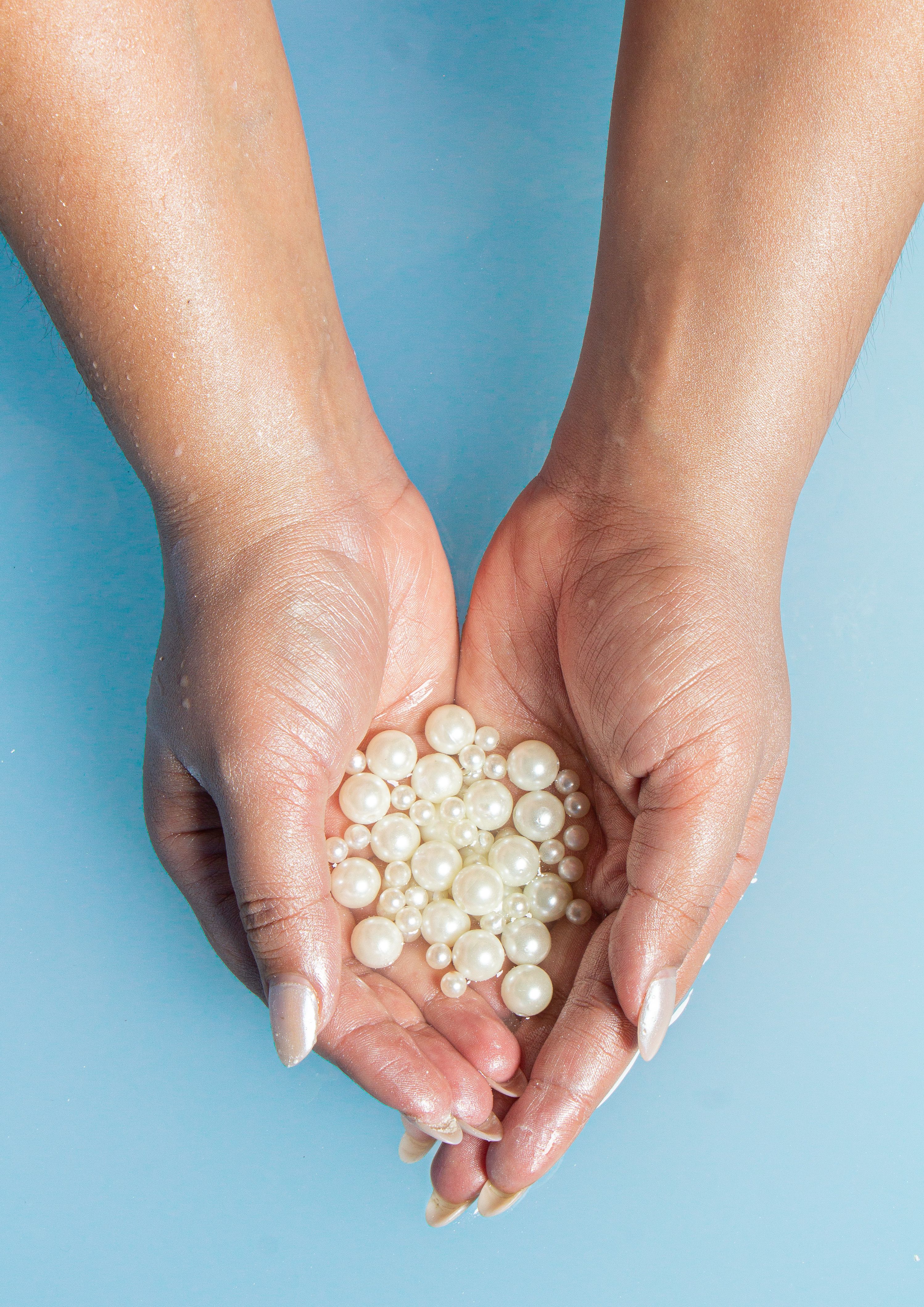 Pearls Falling Photos, Download The BEST Free Pearls Falling Stock ...