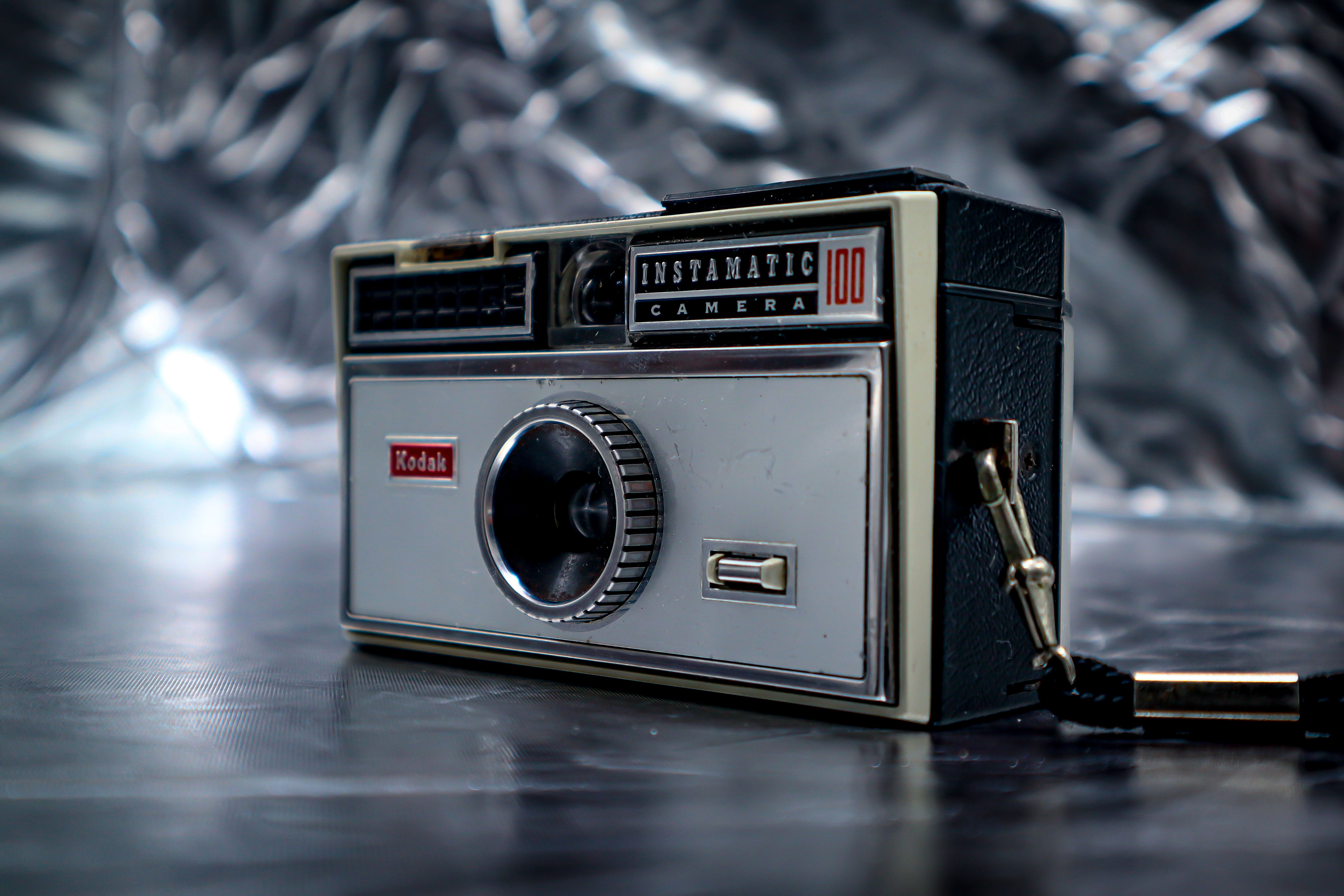 Vintage Kodak Instamatic Camera Close-Up · Free Stock Photo