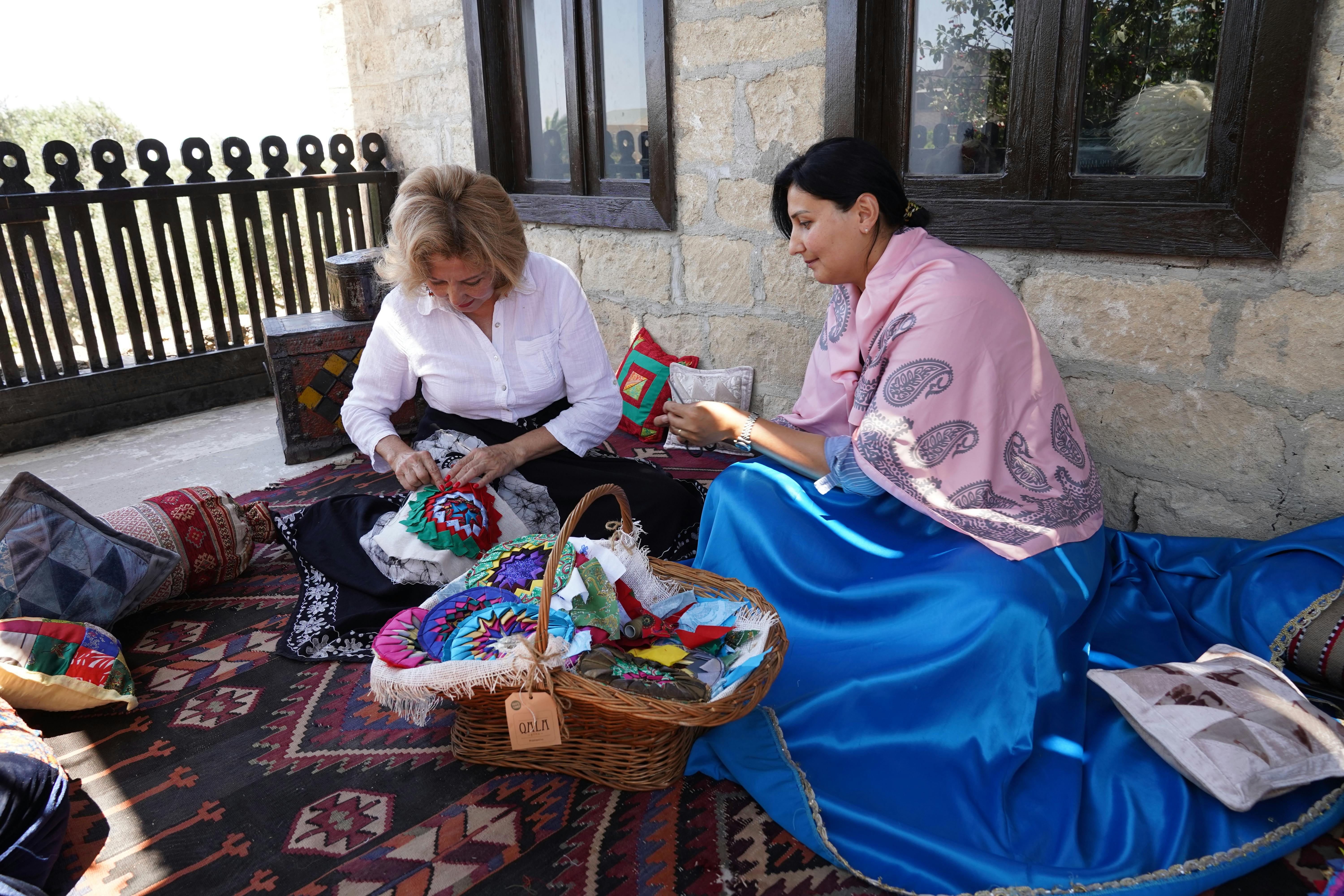 Embroidery Stitching Photos, Download The BEST Free Embroidery ...