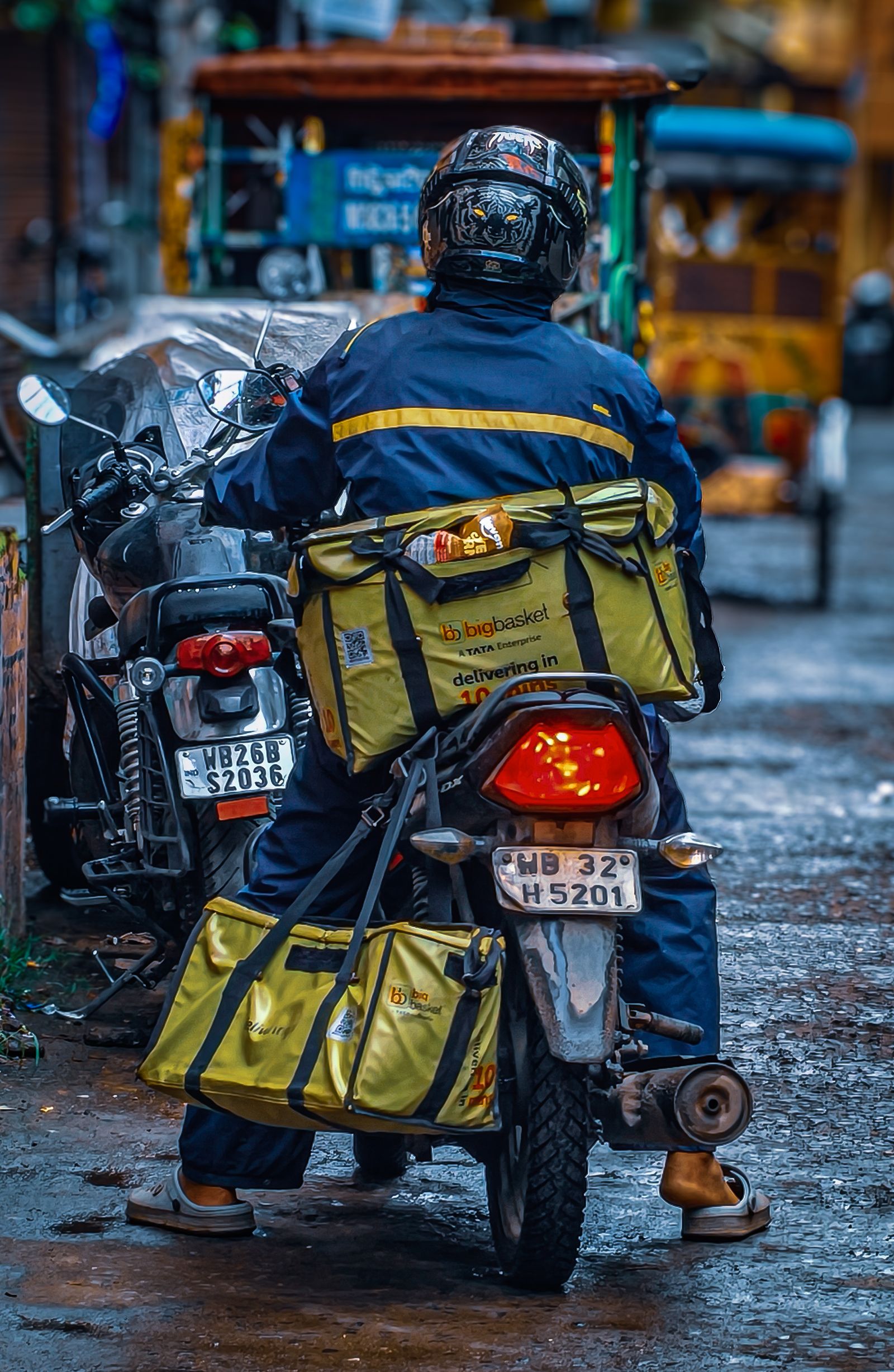 Flipkart Logo And Delivery System Picture Photos, Download The BEST ...