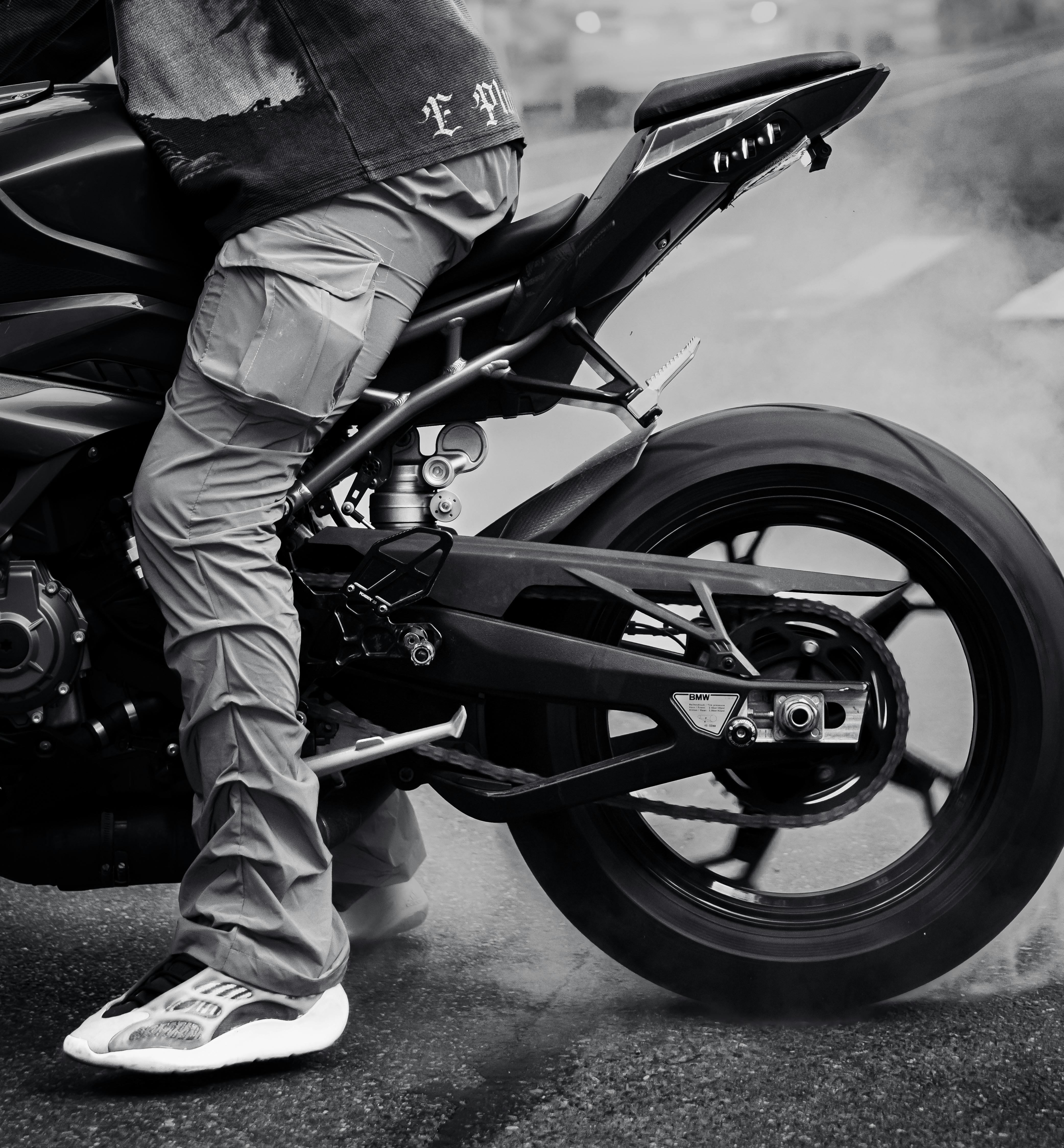 Street Style 2mb Photos, Download The BEST Free Street Style 2mb Stock ...