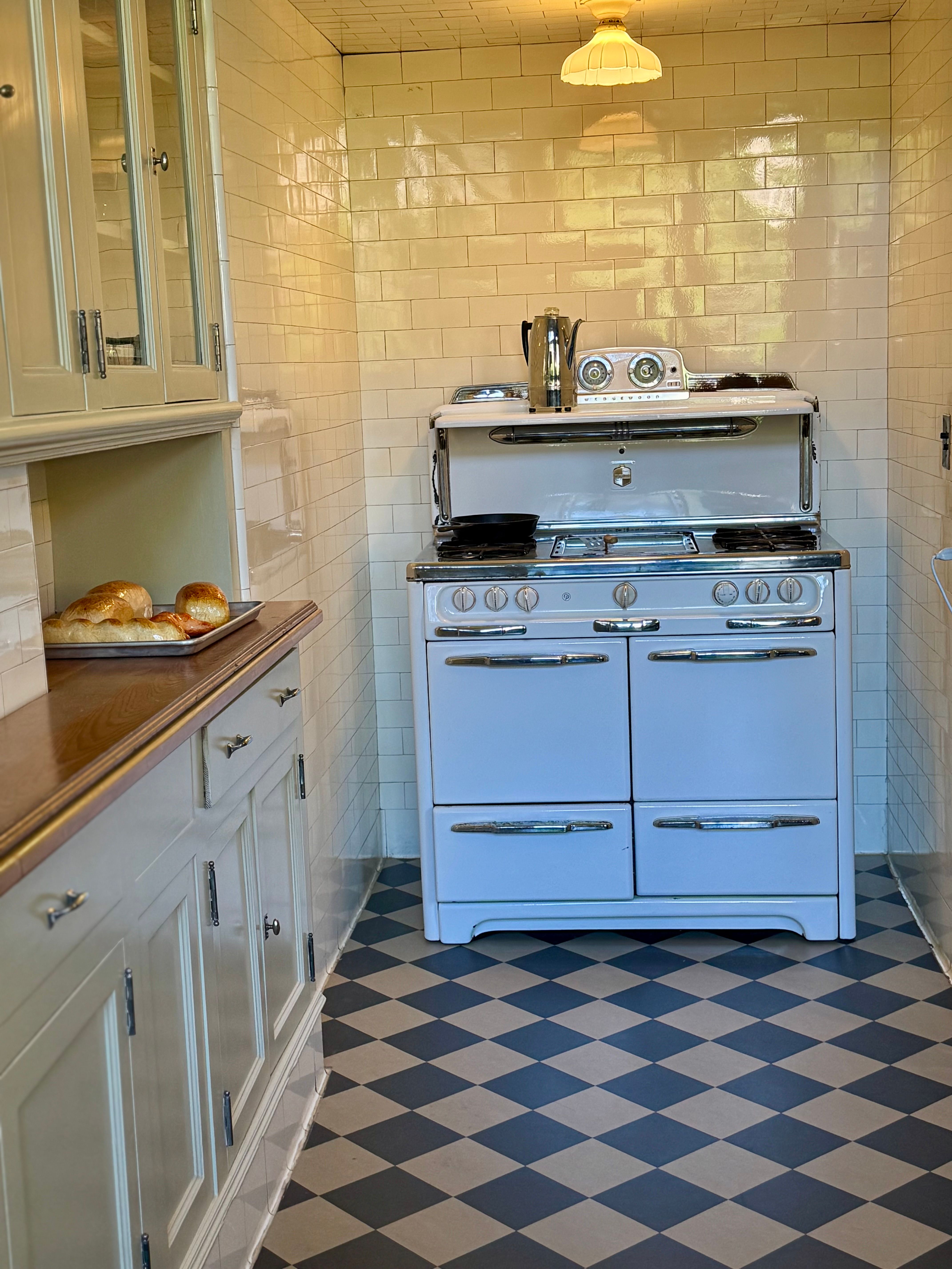 Retro Kitchen Tile Background Photos, Download The BEST Free Retro ...