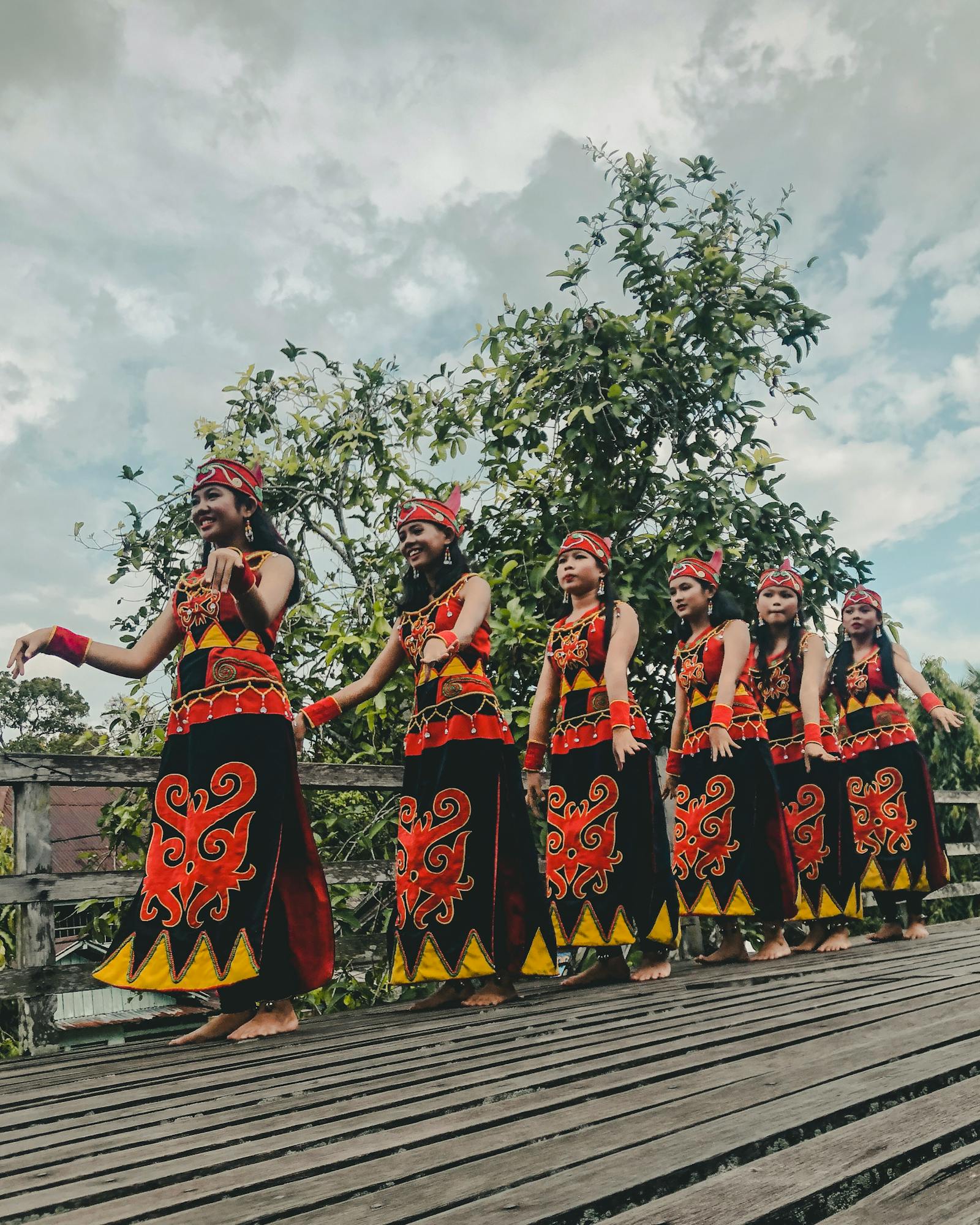 Dayak Photos, Download The BEST Free Dayak Stock Photos & HD Images