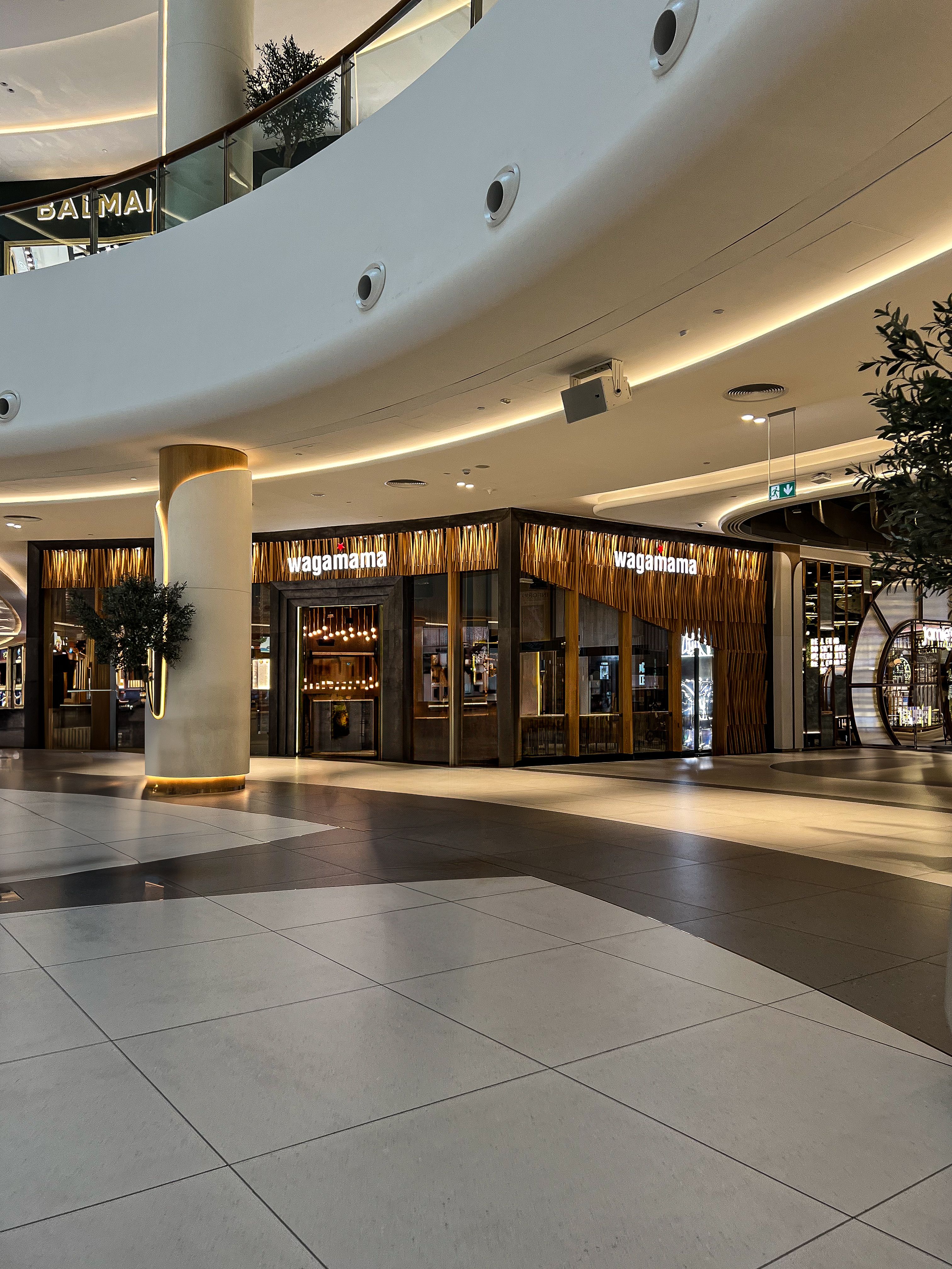 Modern Shopping Mall Interior with Wagamama Restaurant · Free Stock Photo