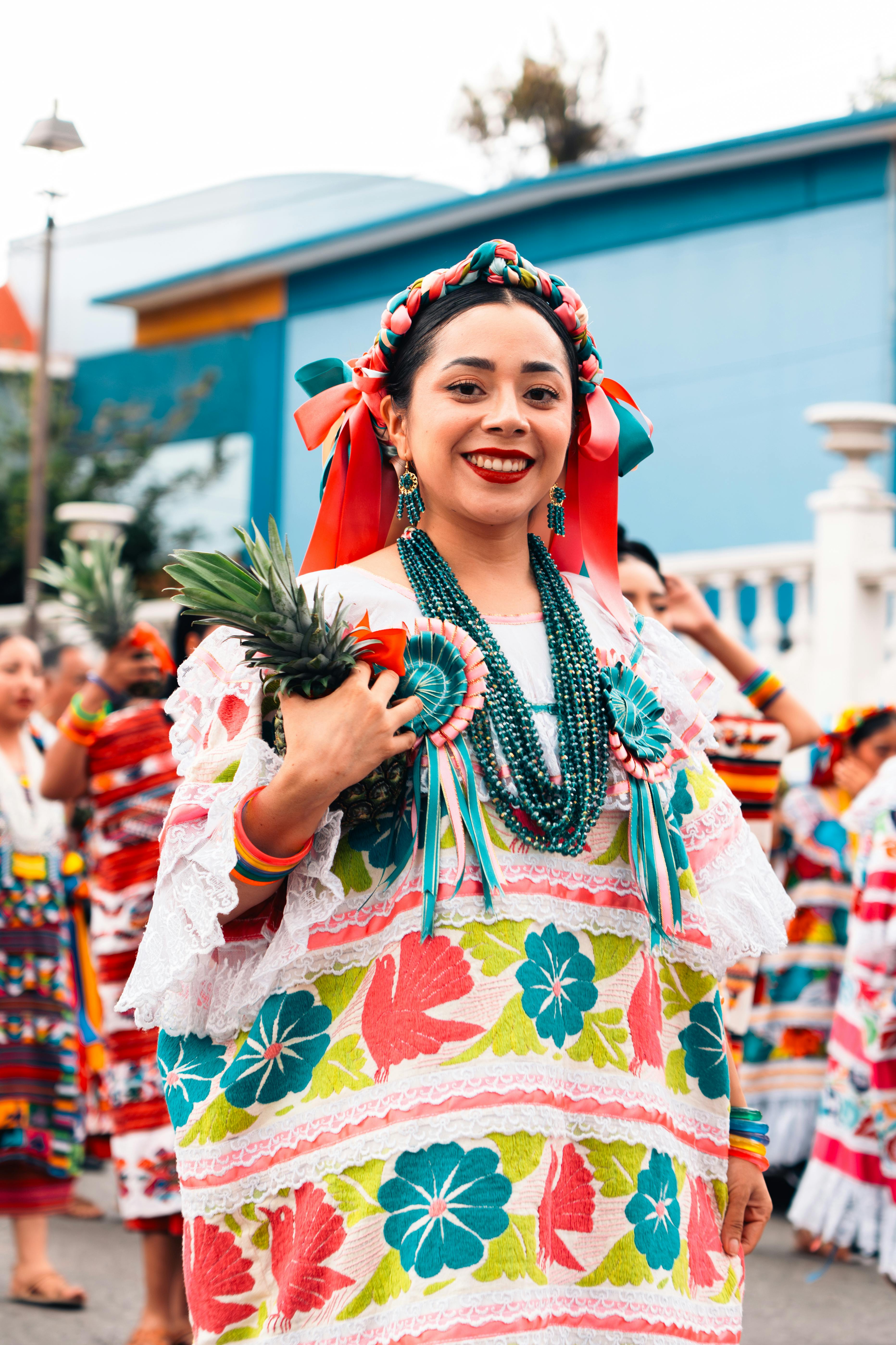 Traditional Nigerian Costume Portrait in Kaduna · Free Stock Photo
