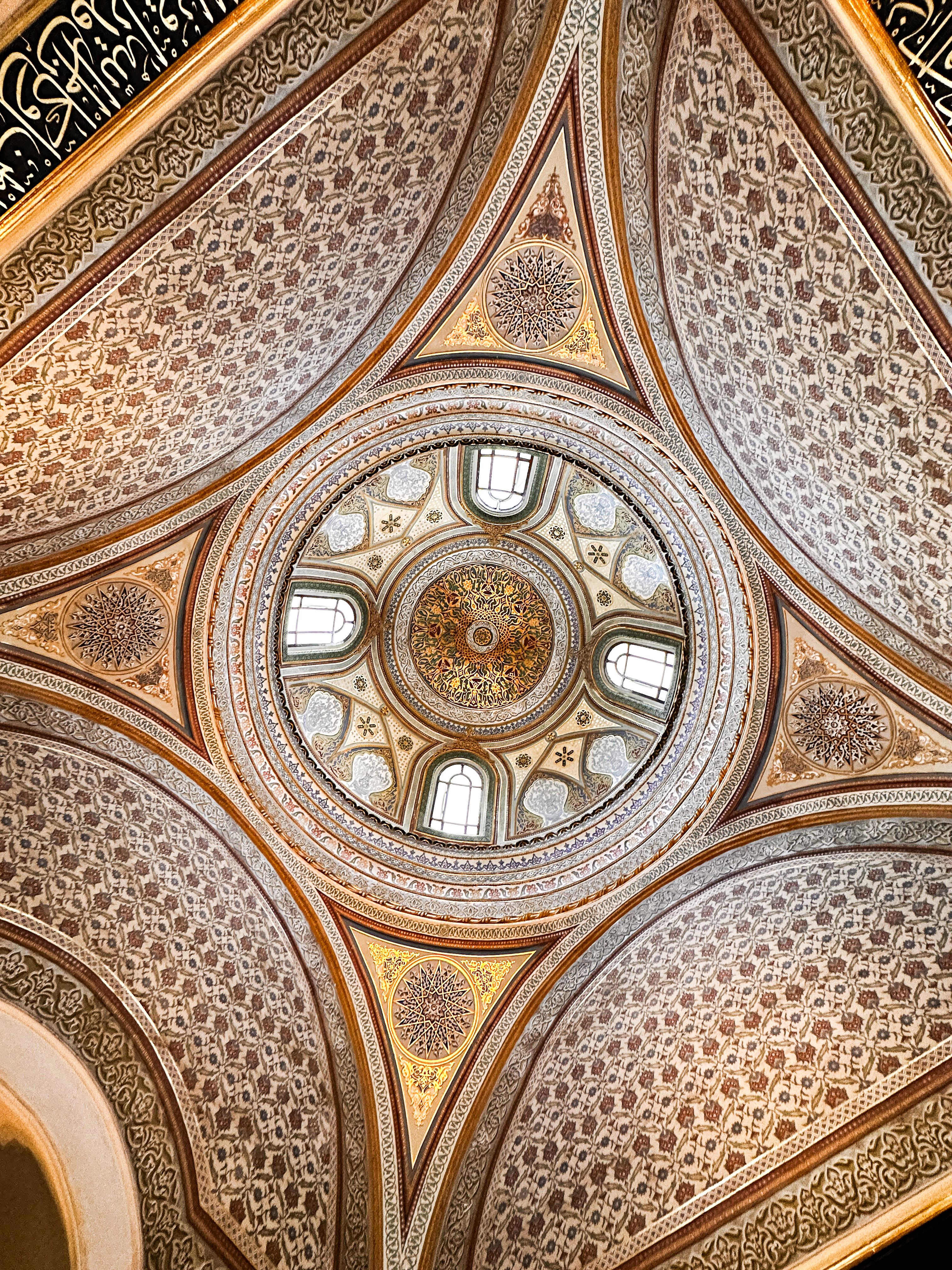 Intricate Ceiling of Istanbul Mosque · Free Stock Photo