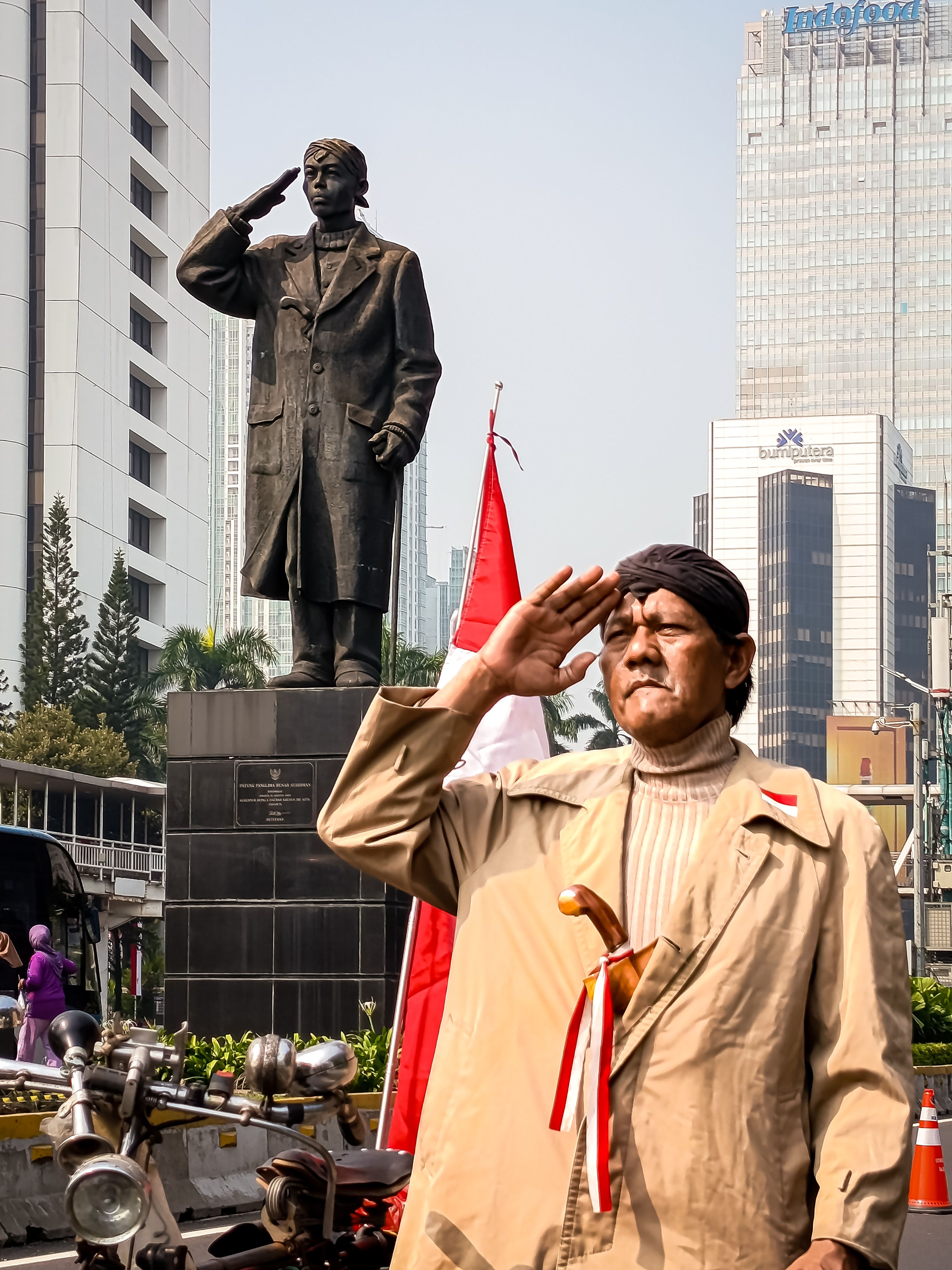 Sudirman Statue Photos, Download The BEST Free Sudirman Statue Stock ...