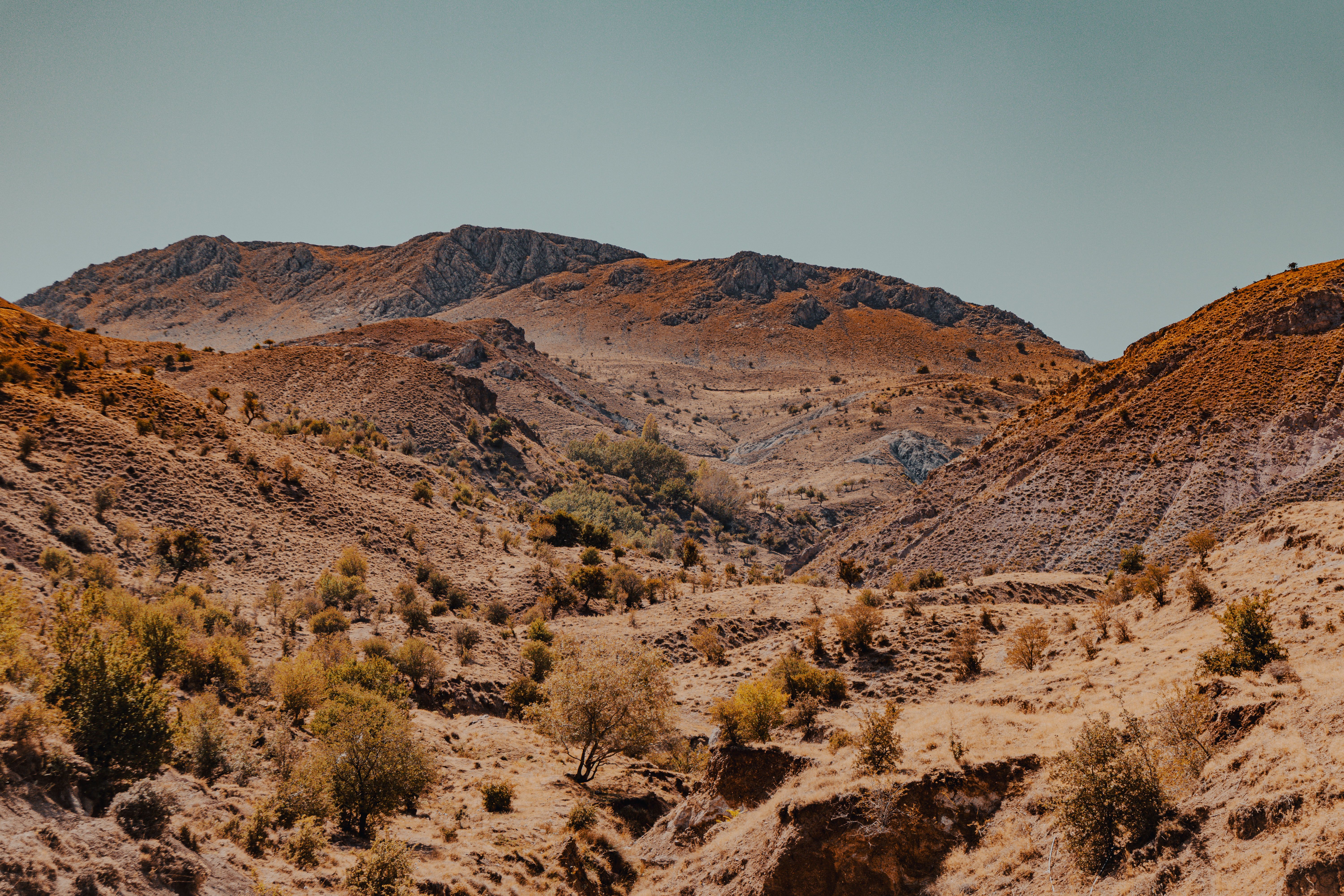 Stunning Arid Mountain Landscape in Daylight · Free Stock Photo