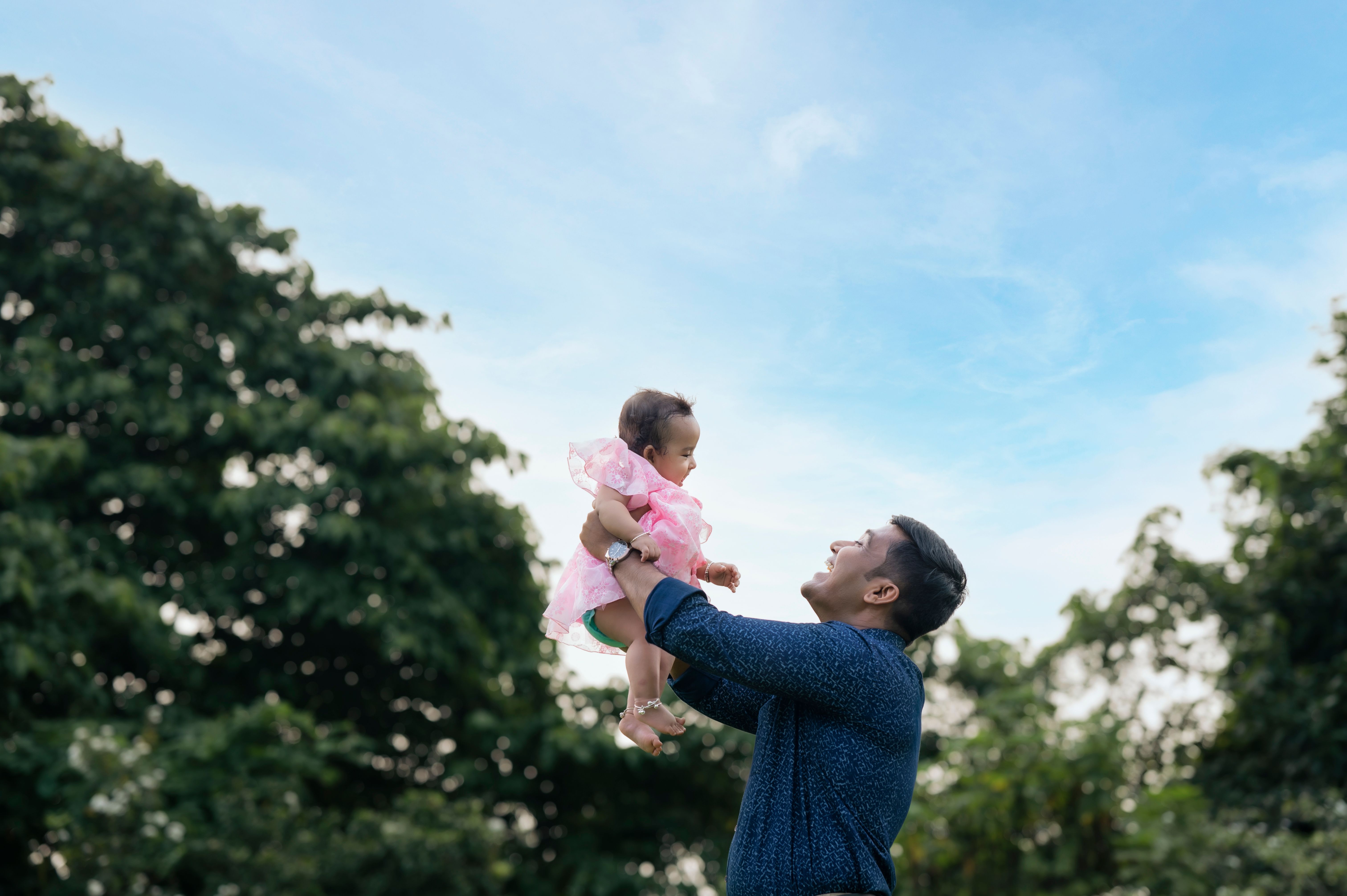 Father Holding Baby No Face Photos, Download The BEST Free Father ...