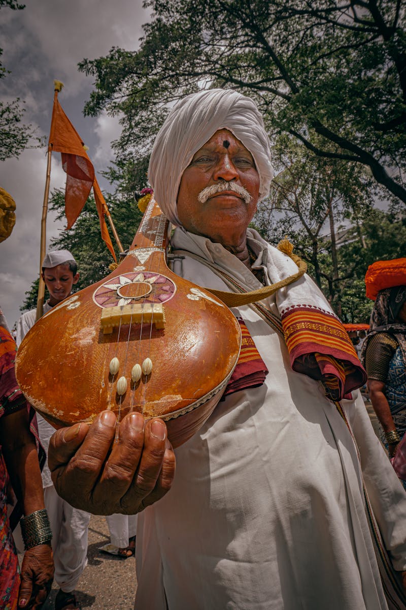 Indian Veena Photos, Download The BEST Free Indian Veena Stock Photos ...