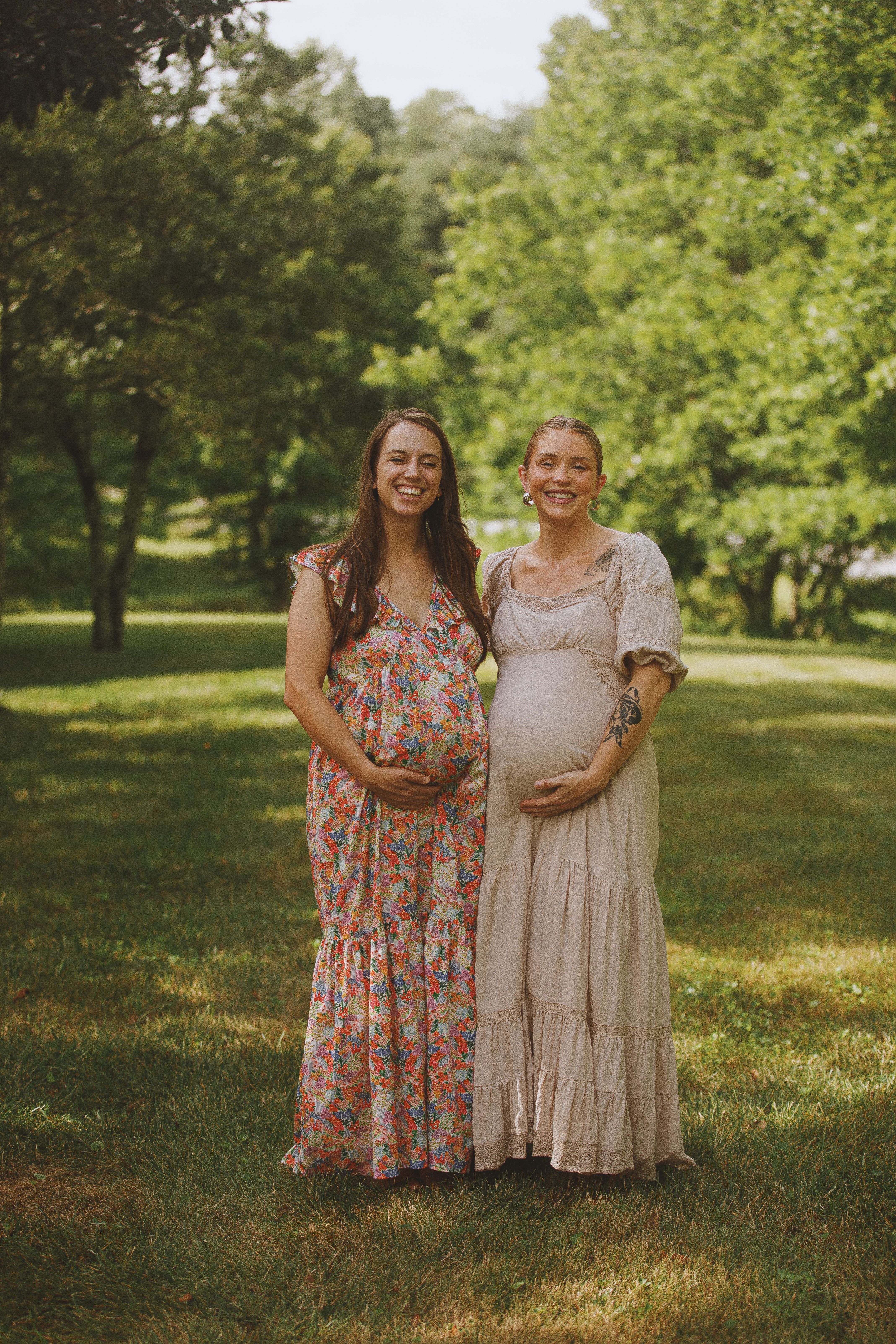 Joyful Outdoor Maternity Session in Asheville · Free Stock Photo
