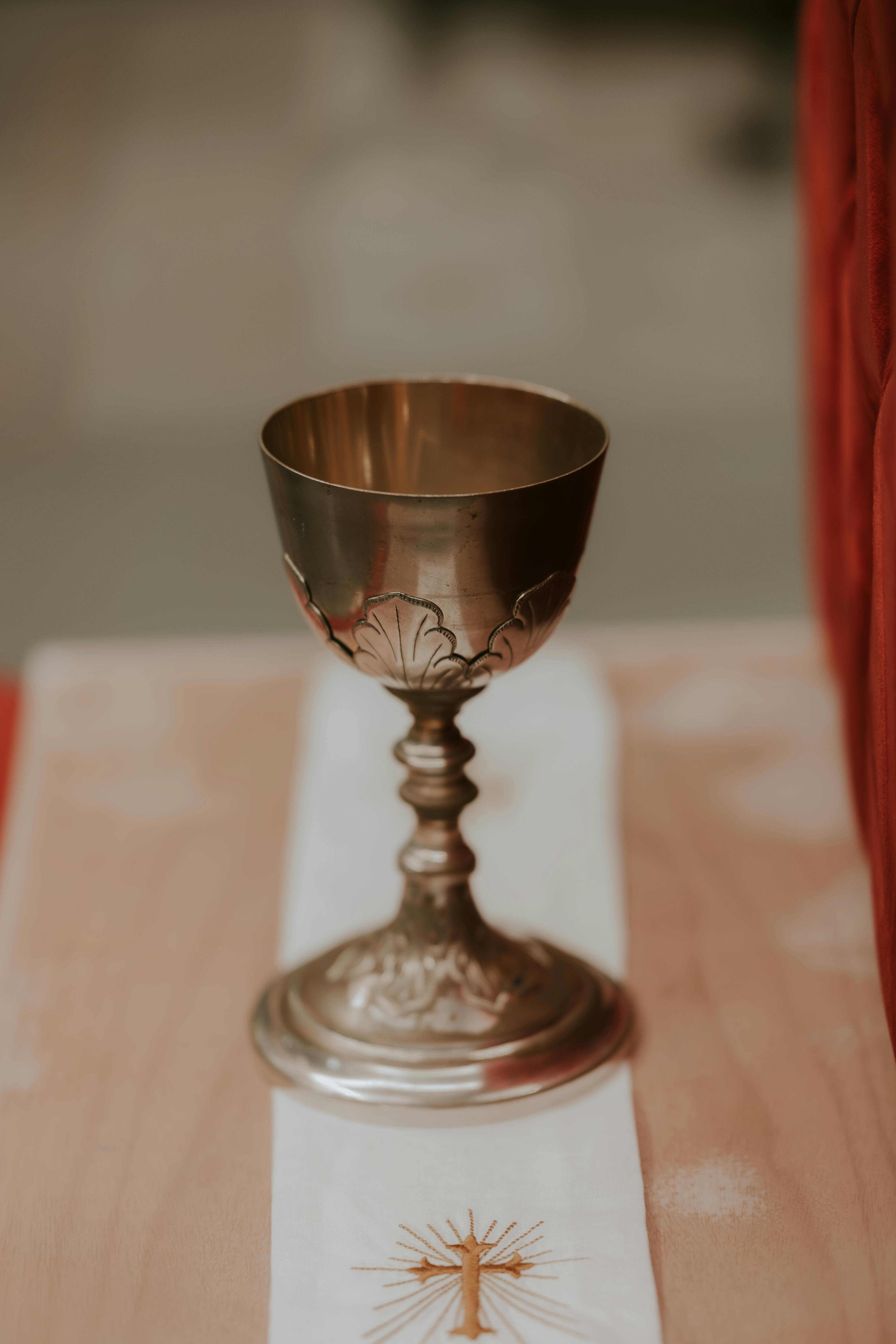 Foto de stock gratuita sobre adoración, adorar, altar, cáliz, cáliz de ...