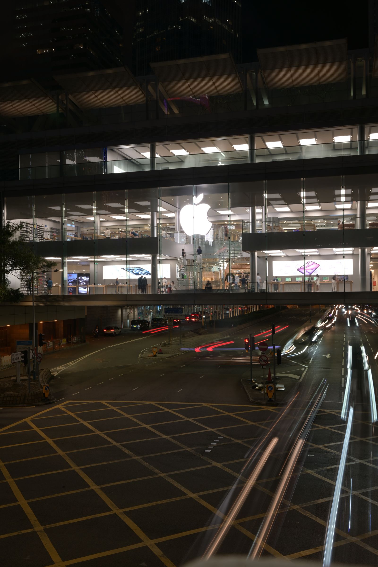 Apple Store Photos, Download The BEST Free Apple Store Stock Photos ...