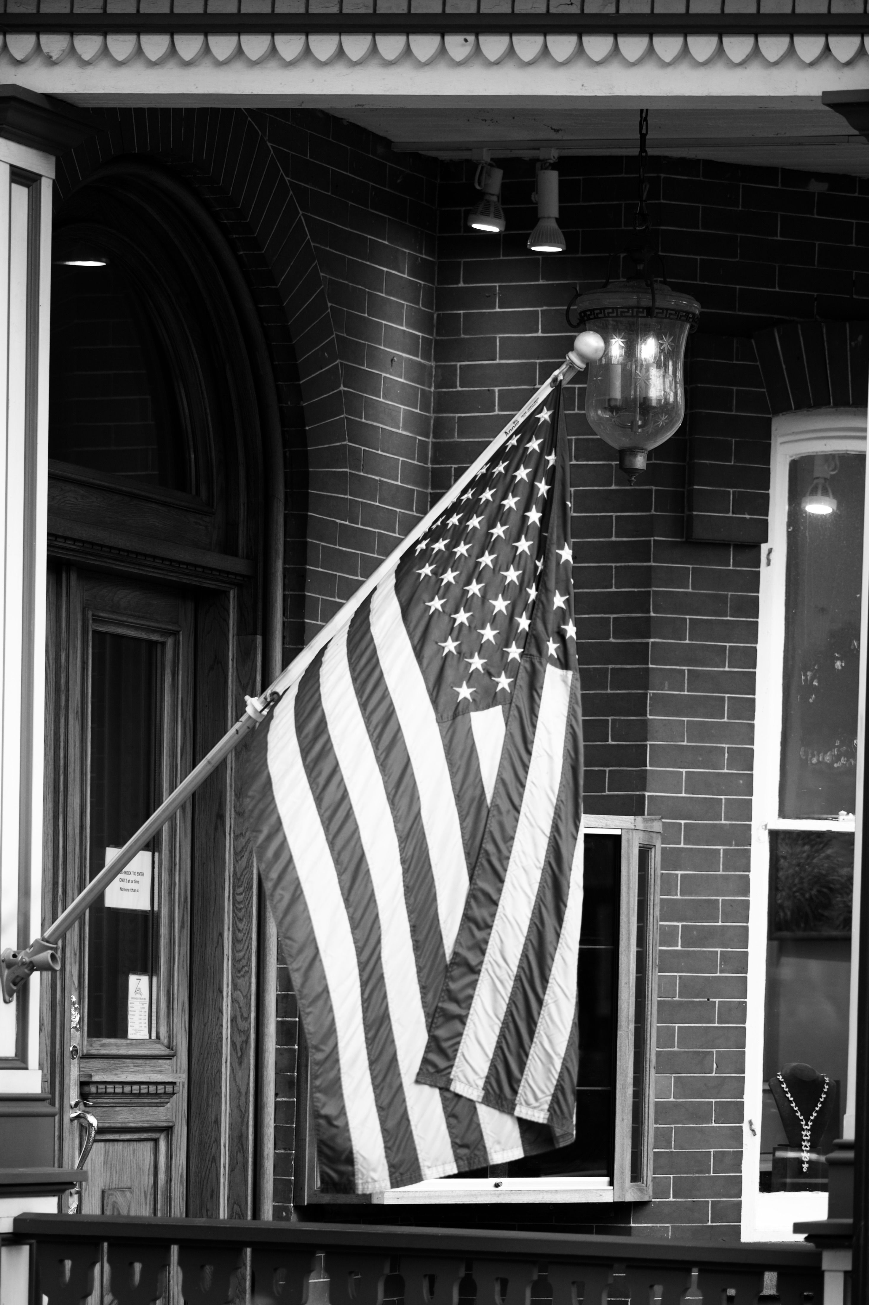 Old Fashioned Usa House With Flag Photos, Download The BEST Free Old ...