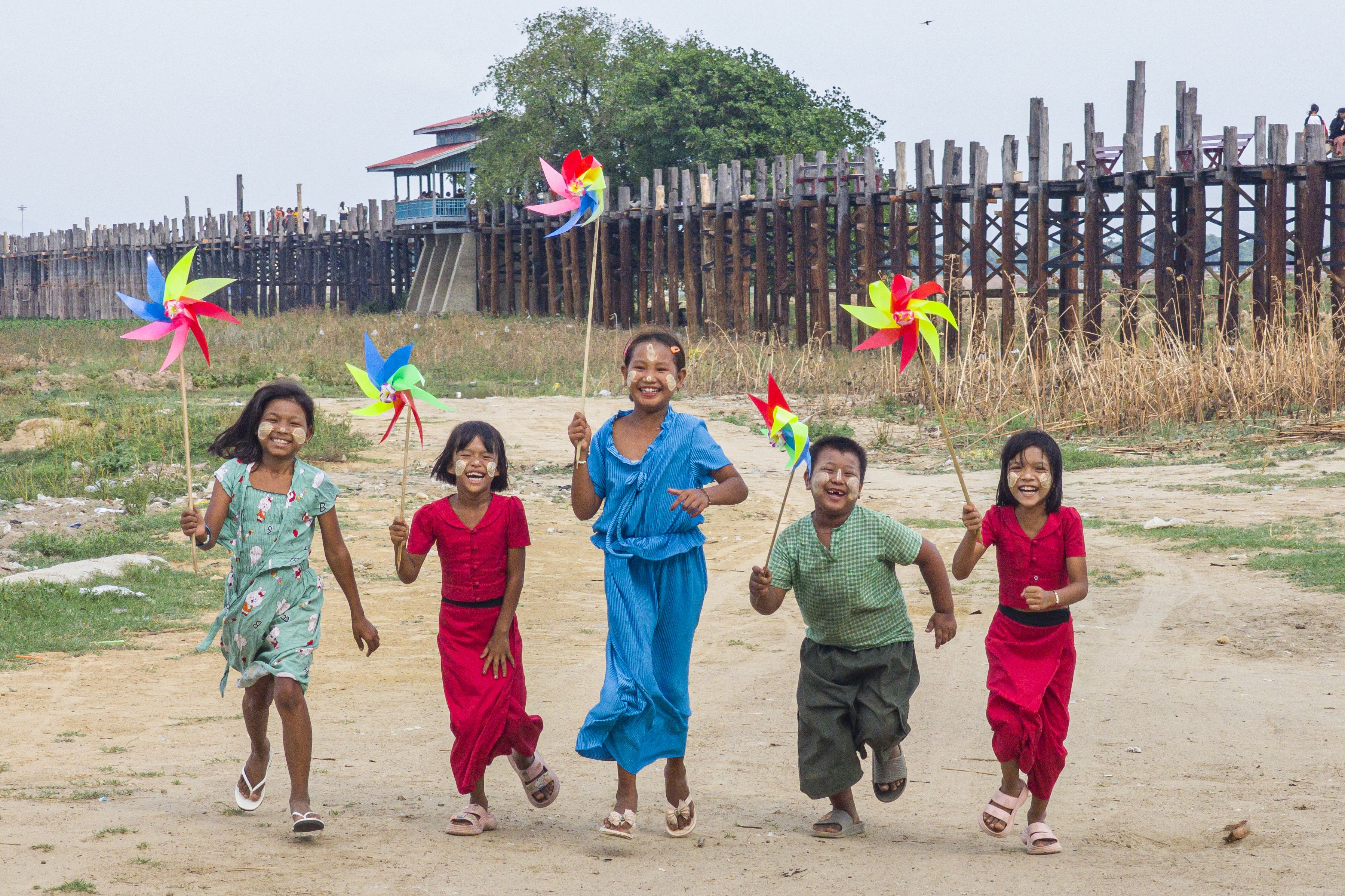 Myanmar Girls Photos, Download The BEST Free Myanmar Girls Stock Photos ...