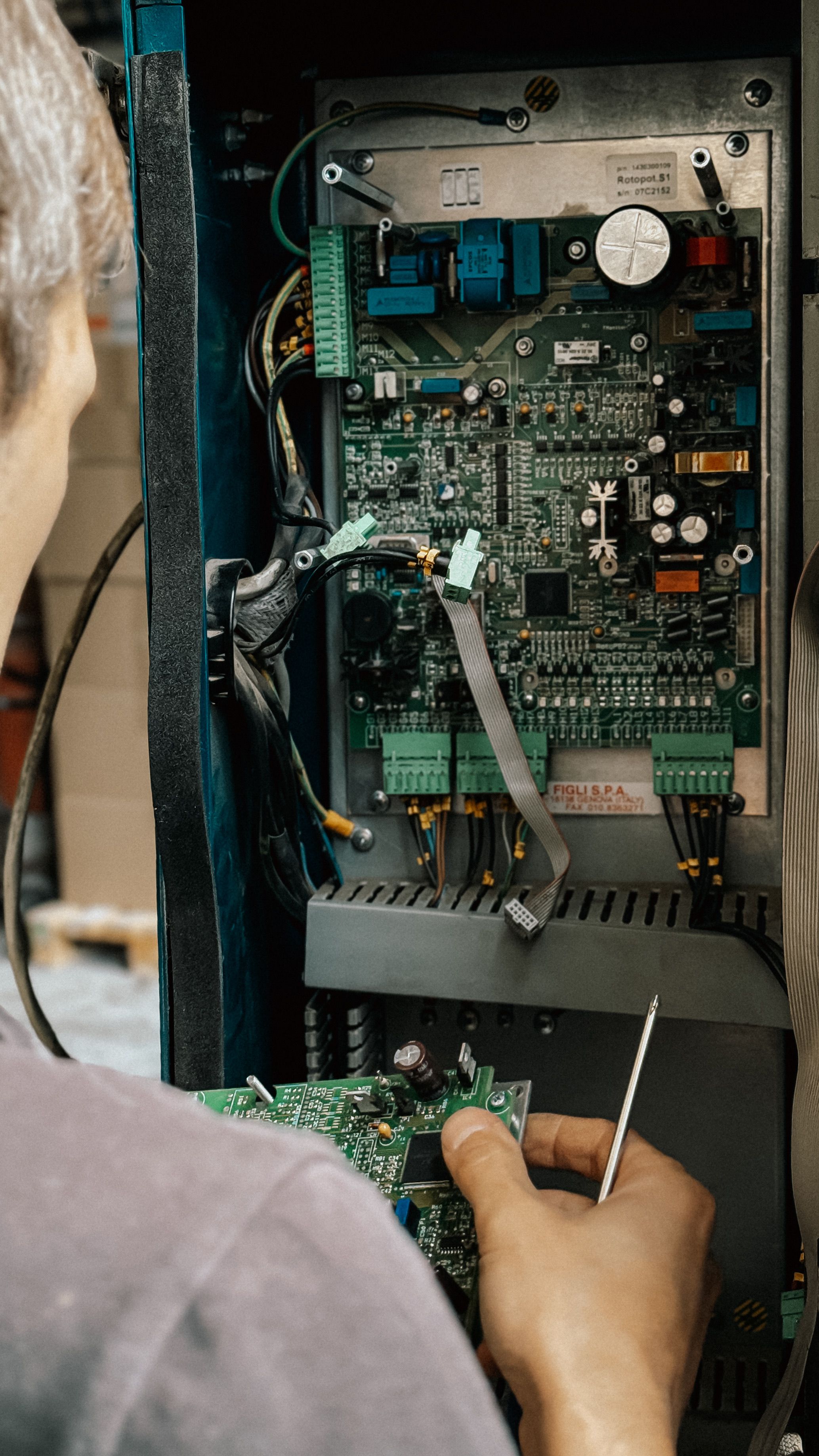 Electrical Wires Connected on Conductors · Free Stock Photo
