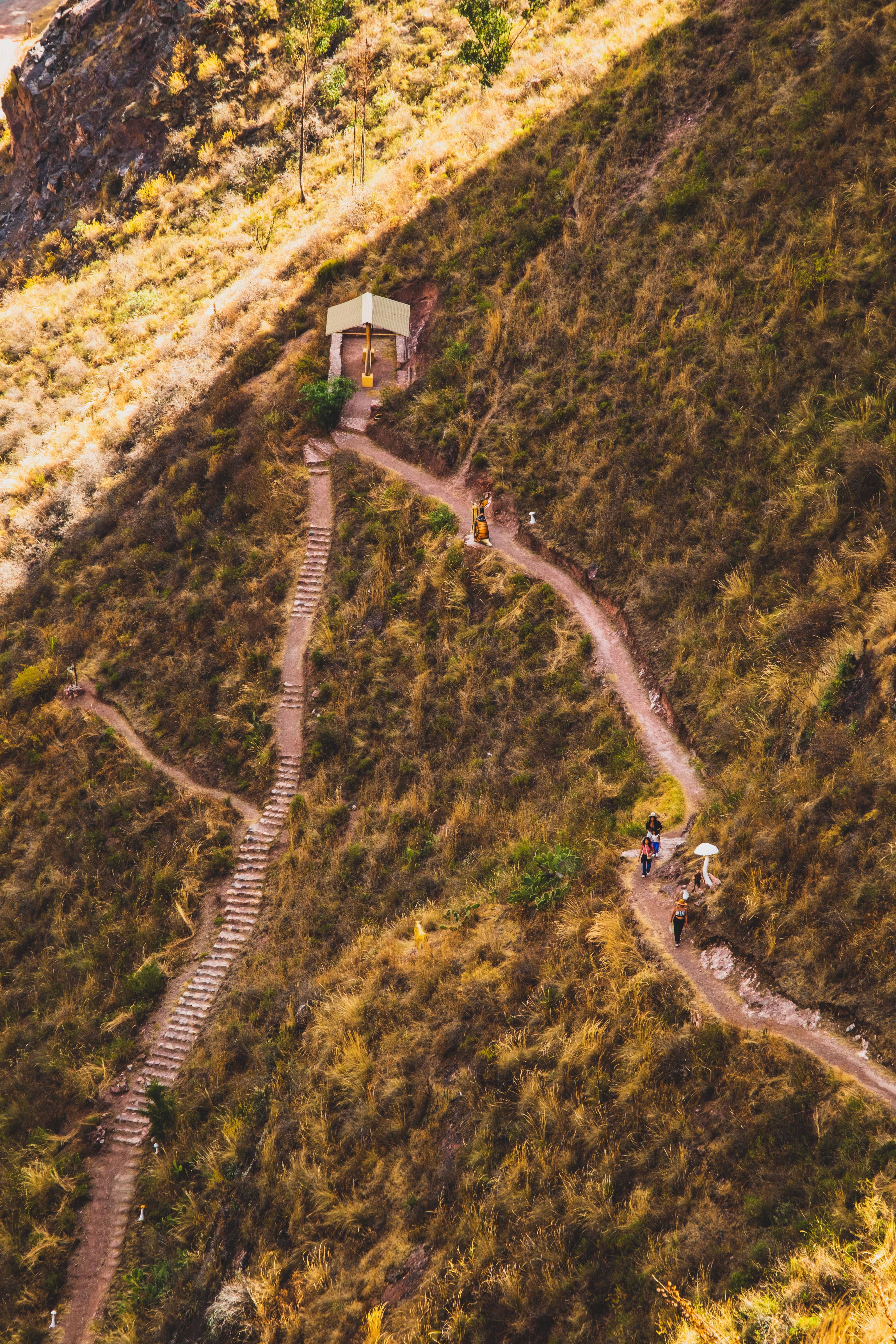 Aerial View of Hikers on Mountain Trail in Cusco · Free Stock Photo