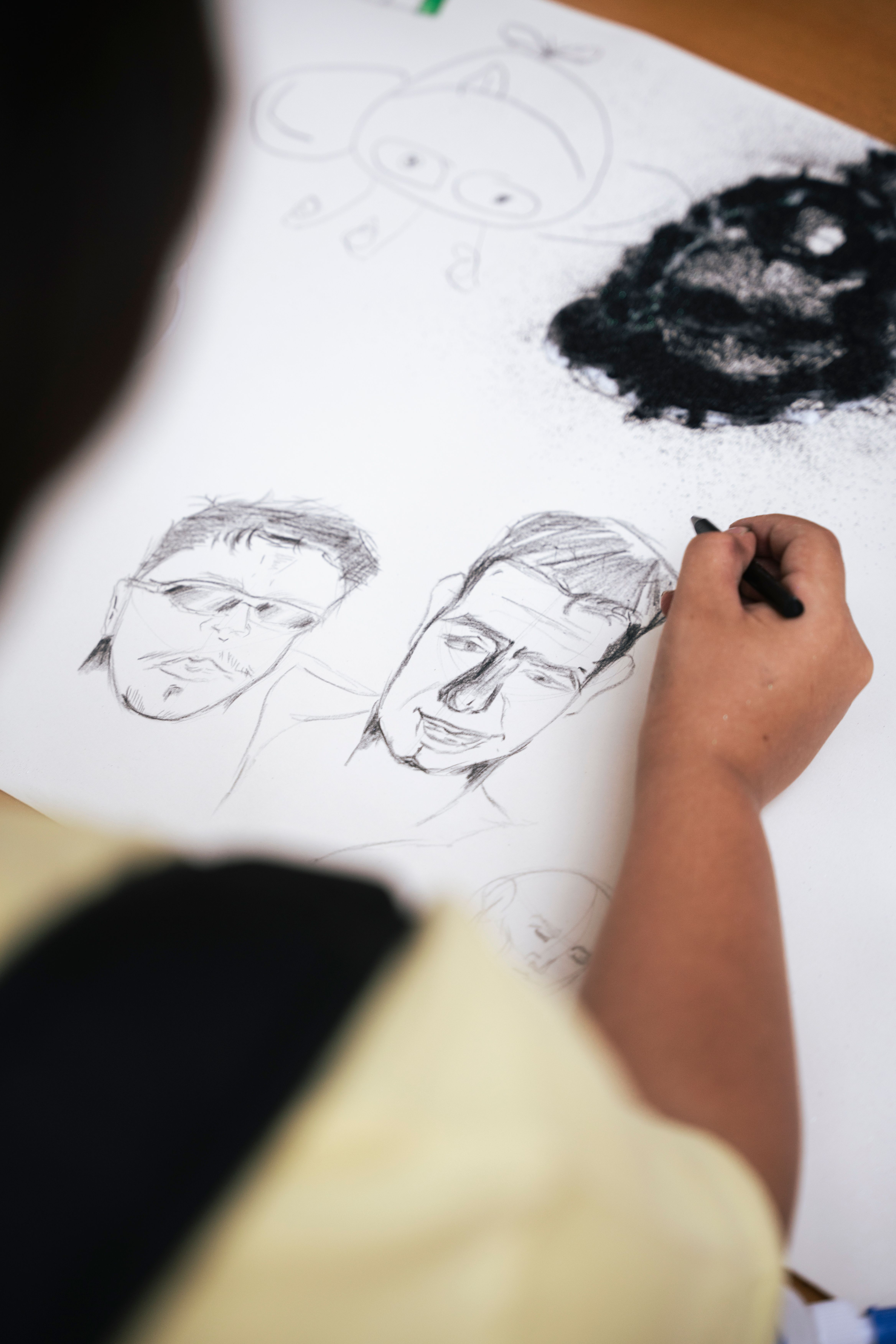 Draw+Simulated+Selfhostorldज़ा+खबर Photos, Download The BEST Free Draw ...