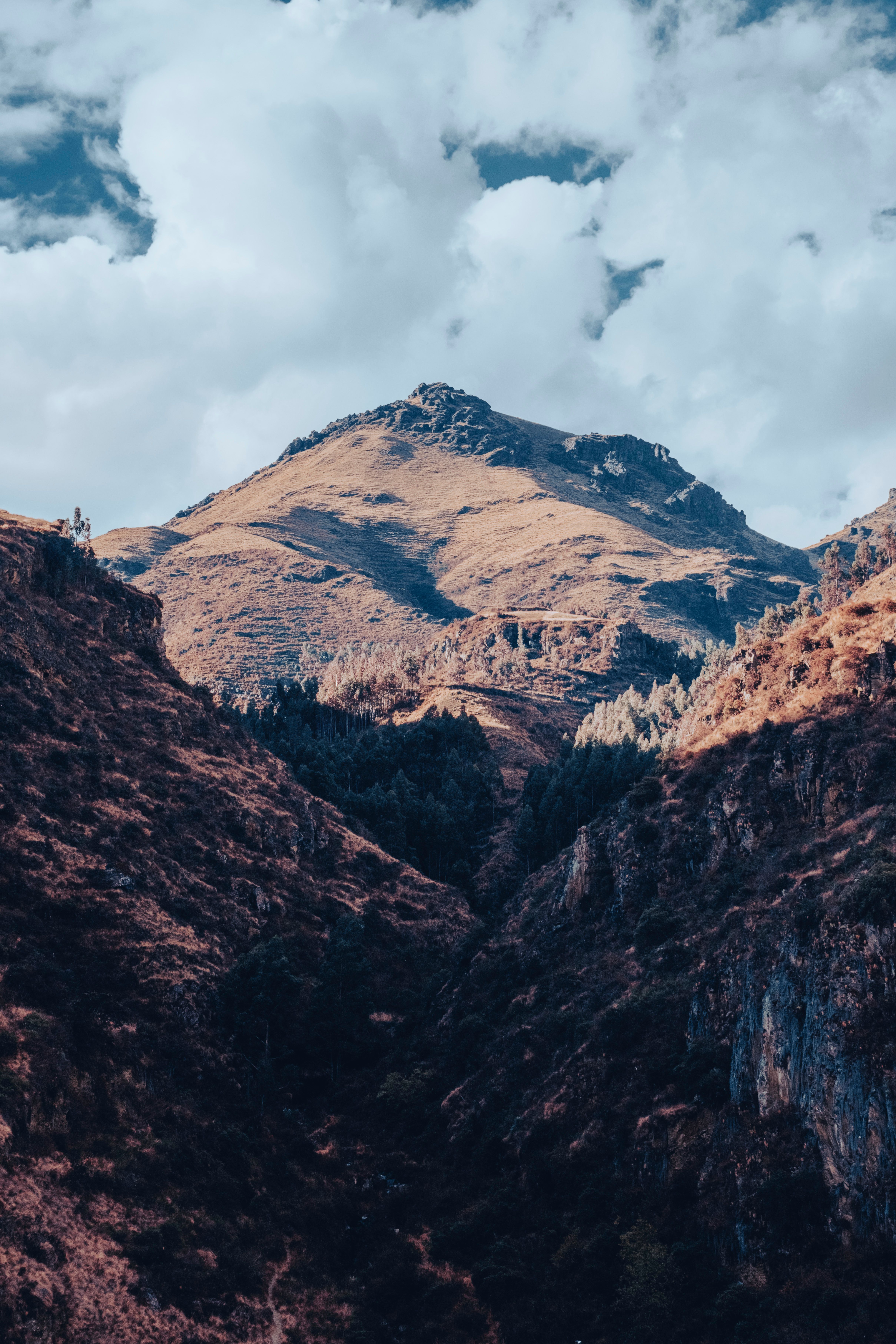 Scenic Mountain View in P'isac, Peru · Free Stock Photo