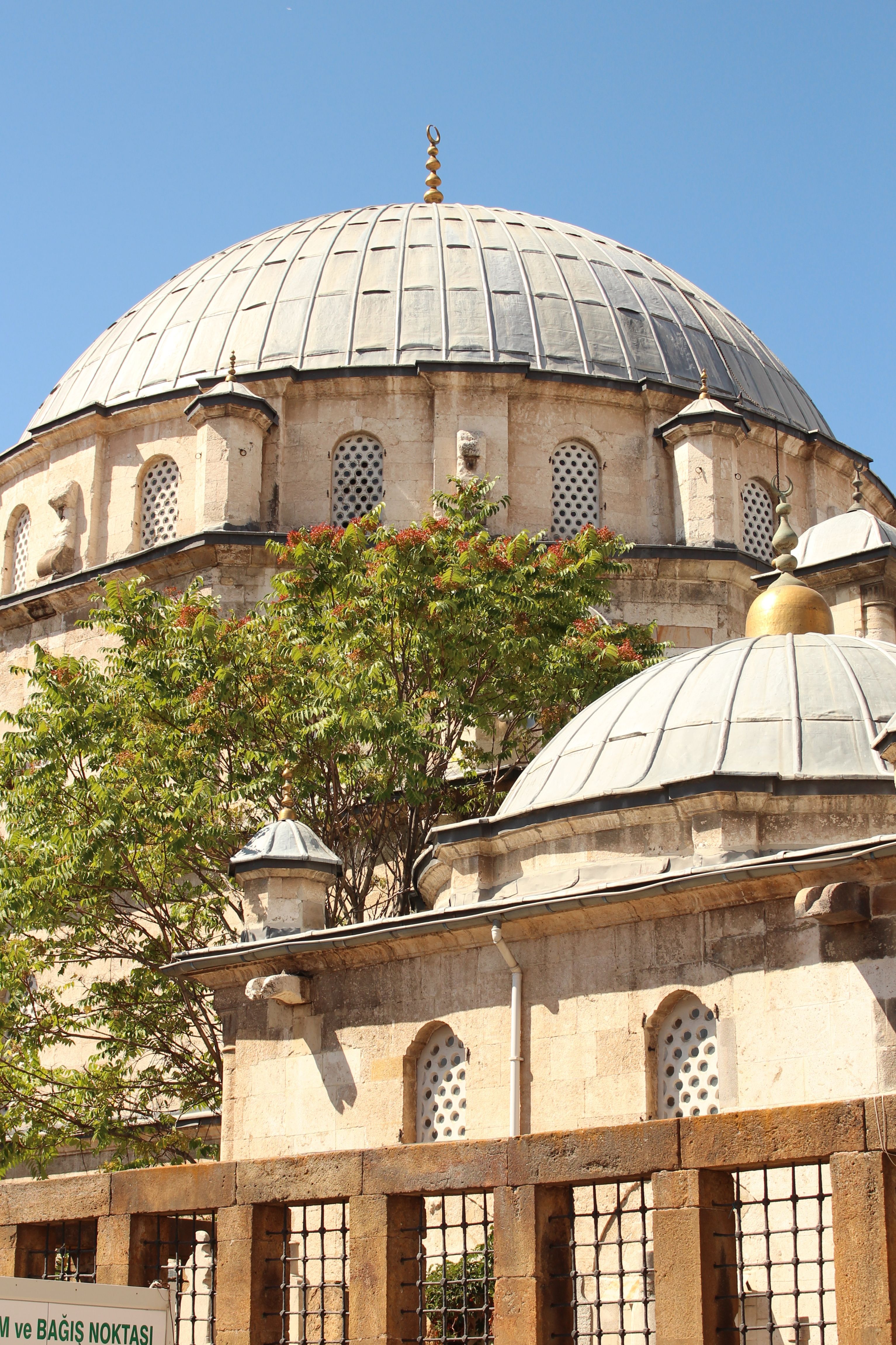 Beautiful Ottoman Architecture Mosque Exterior · Free Stock Photo